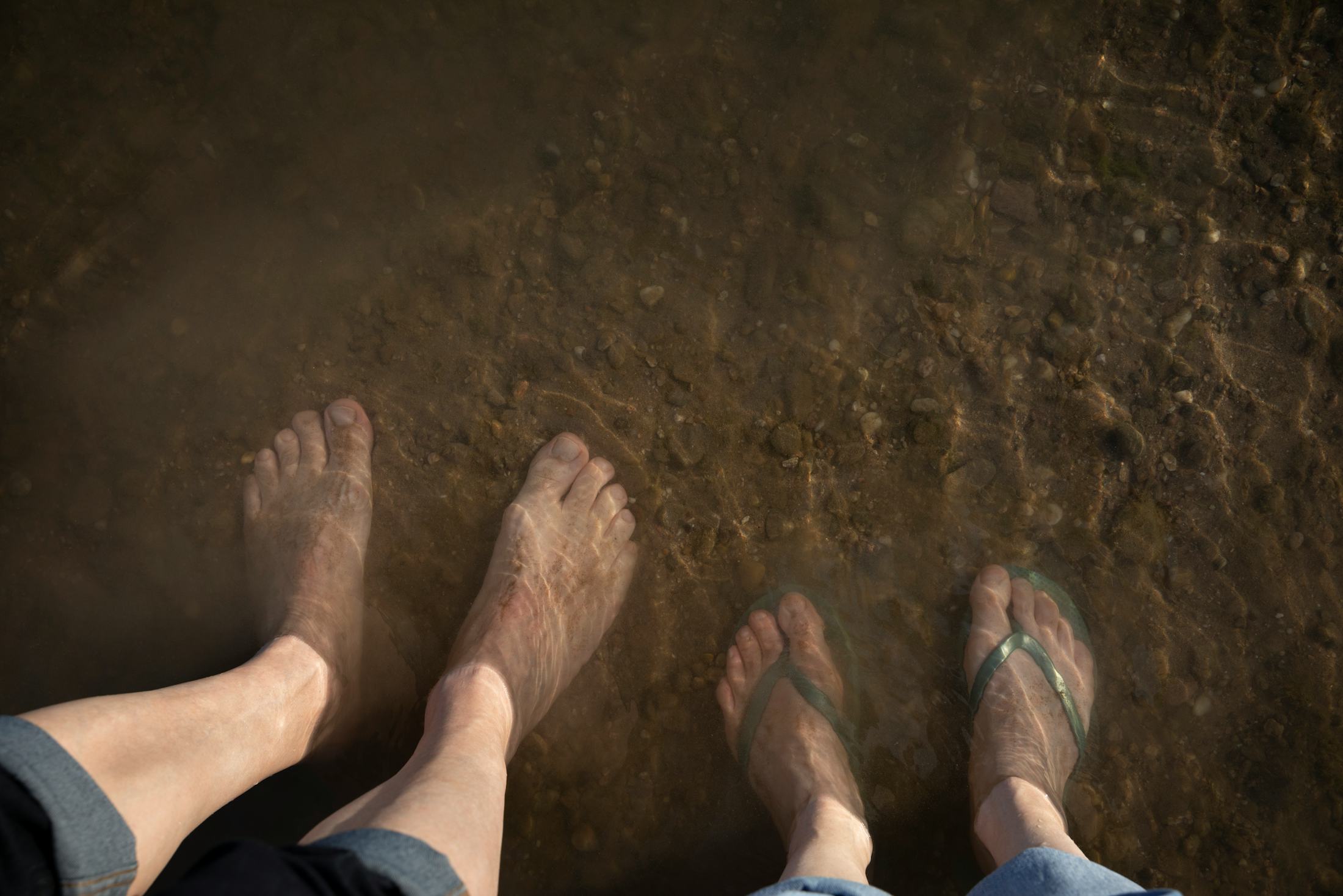 Is Toe Hair Normal? You Shouldn't Be Worrying About How Your Feet Look ...