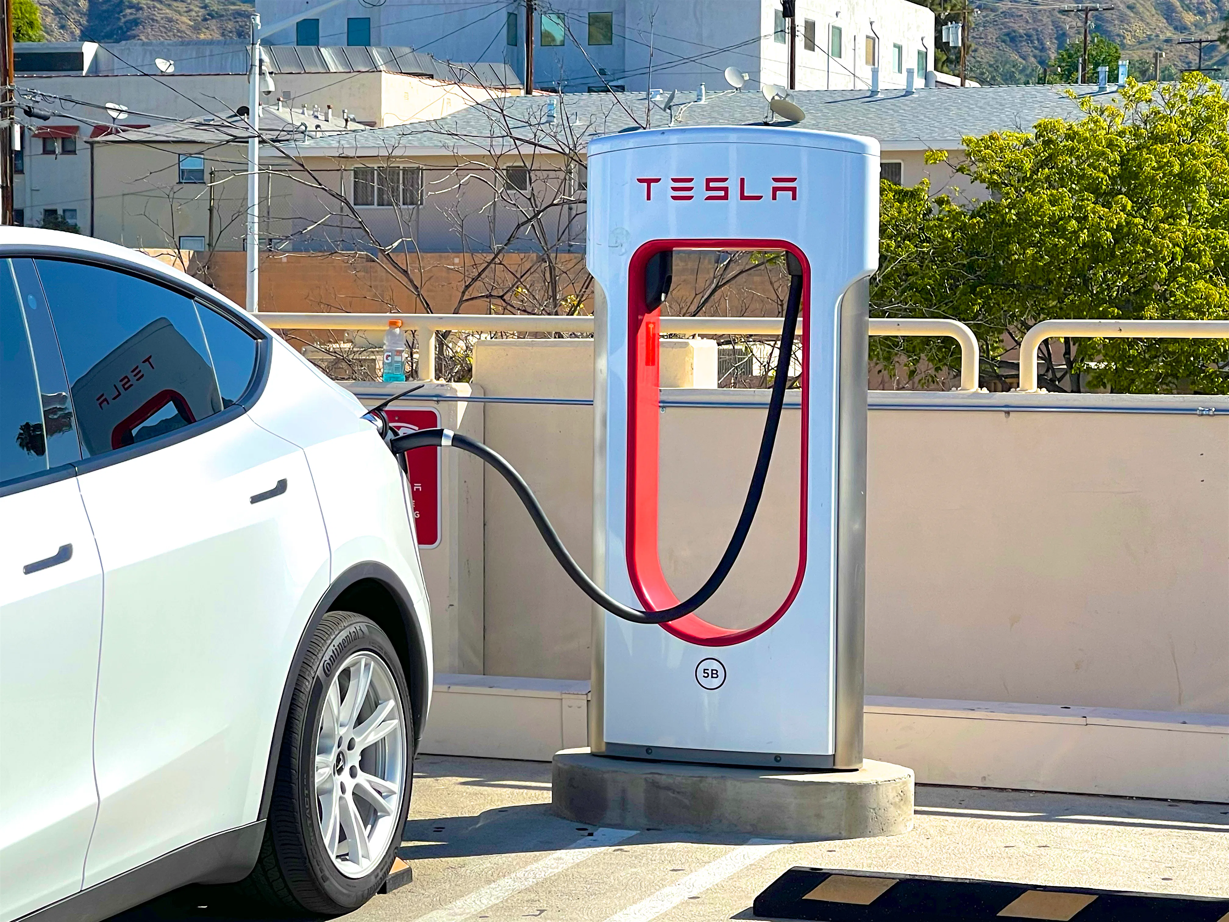 Tesla Just Gave People a Huge Reason To Buy an EV Made by the Competition