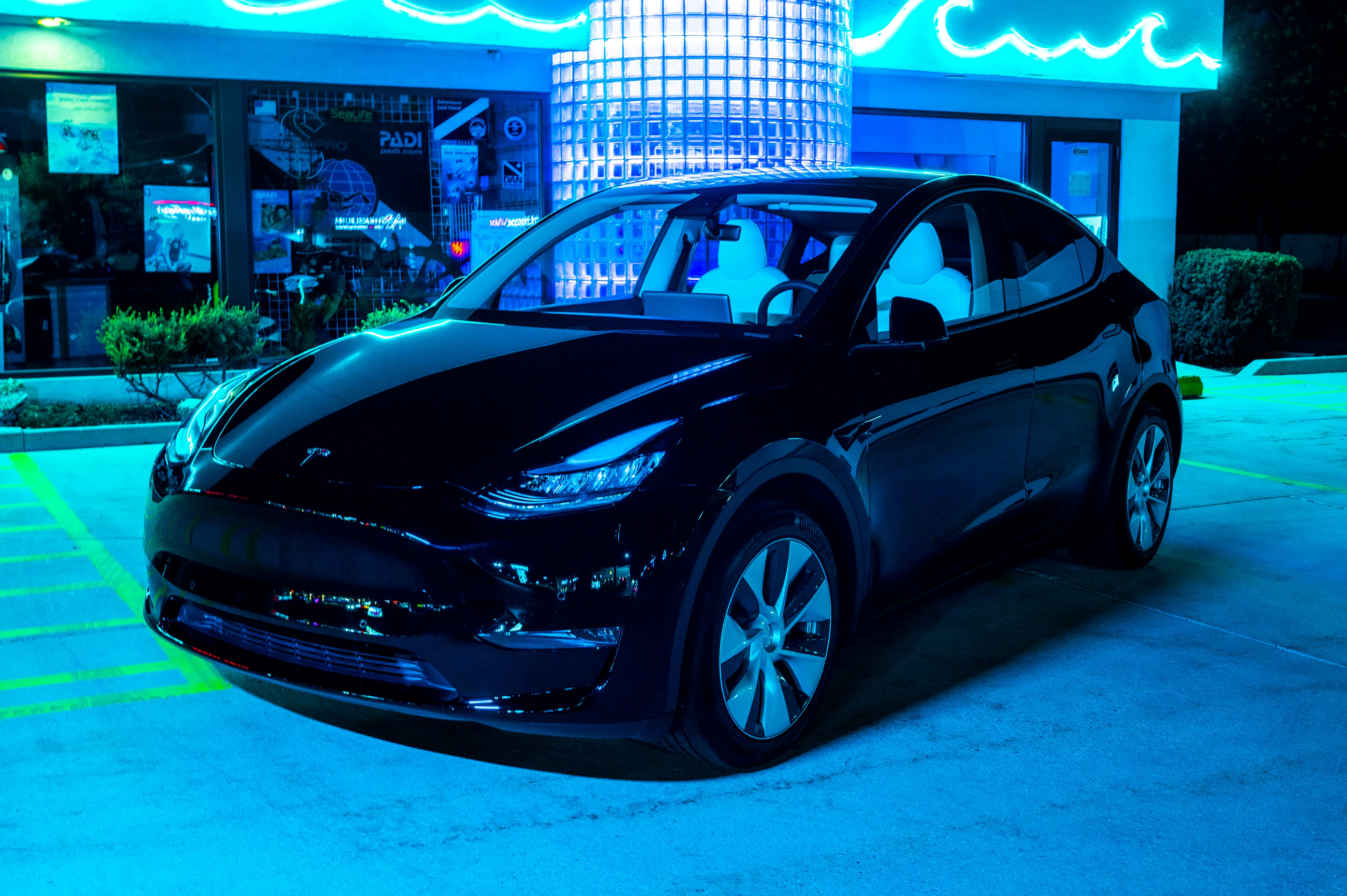 How Tesla’s Eye-Popping Discounts Are Igniting an EV Price War
