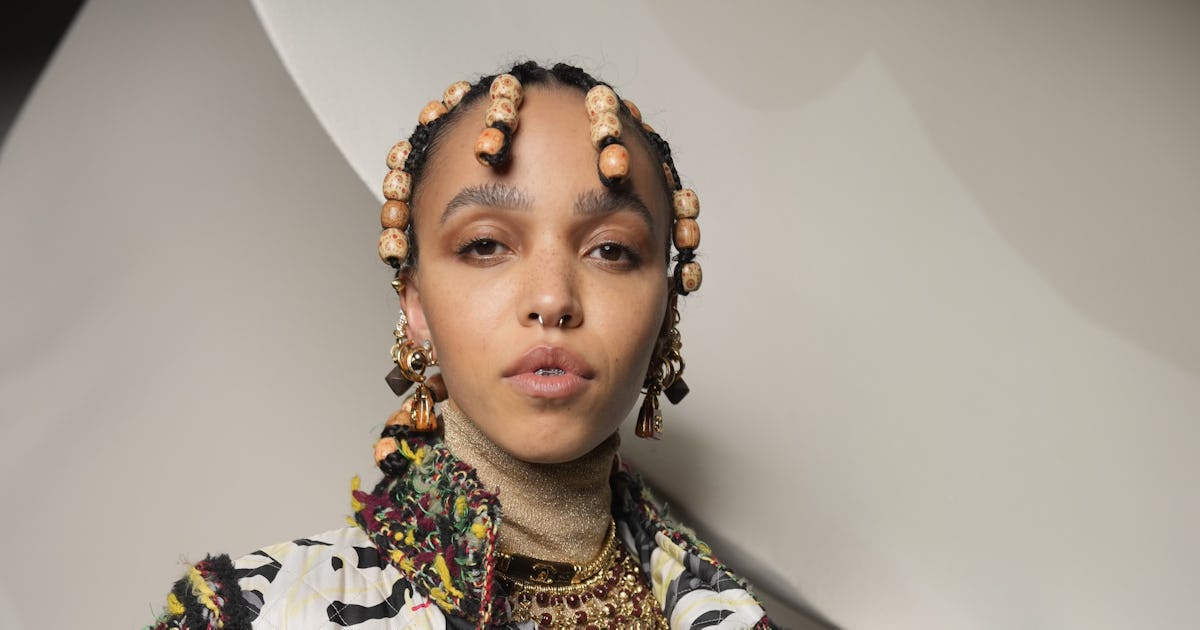 Fka Twigs Hard Launches Her Relationship With Jordan Hemingway