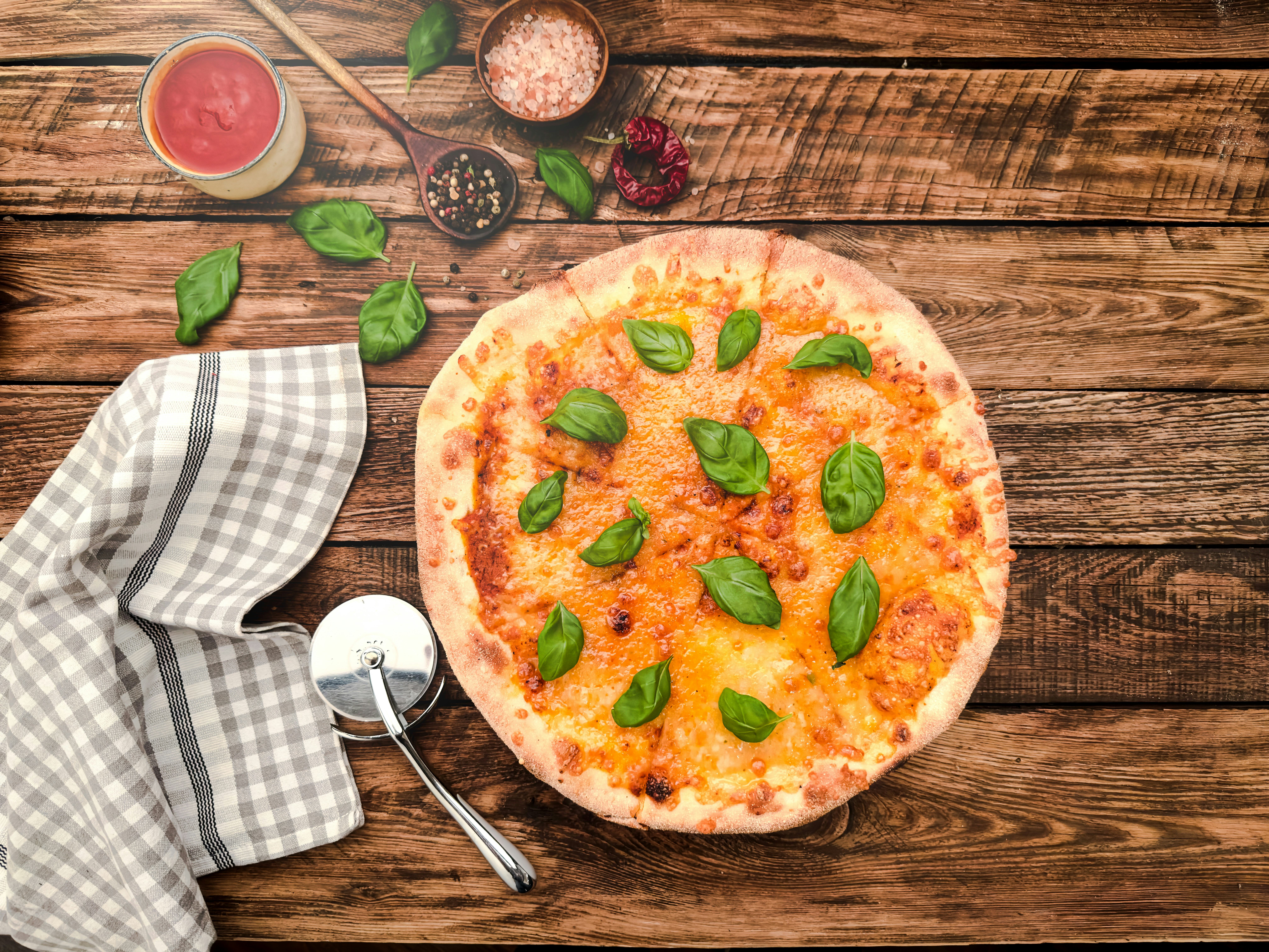 Each Zodiac Sign’s Favorite Pizza Topping, According To An Astrologer