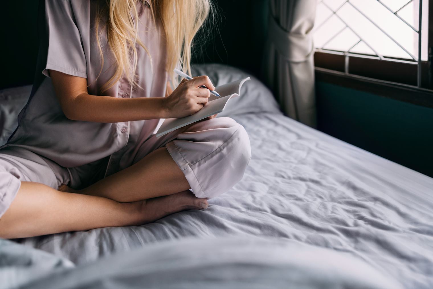 3 Manifestation Rituals For June 2023s Full Strawberry Moon
