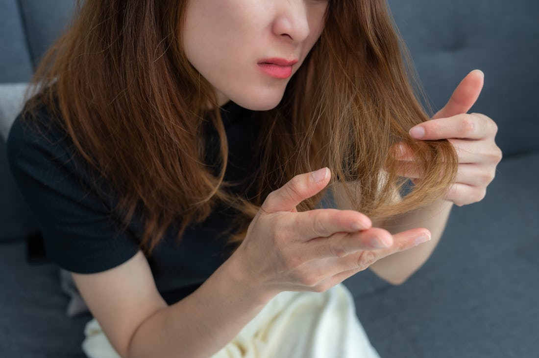 How Your Heater Can Affect Your Hair, According To A Stylist
