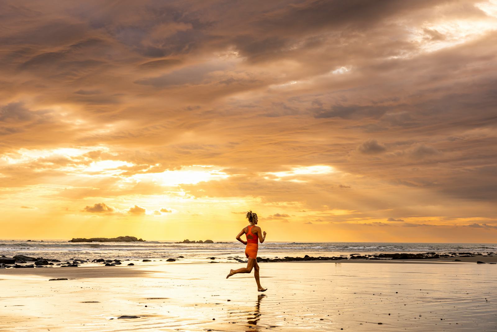 Why Am I Always Running In My Dreams? Here's What It Means About Your ...