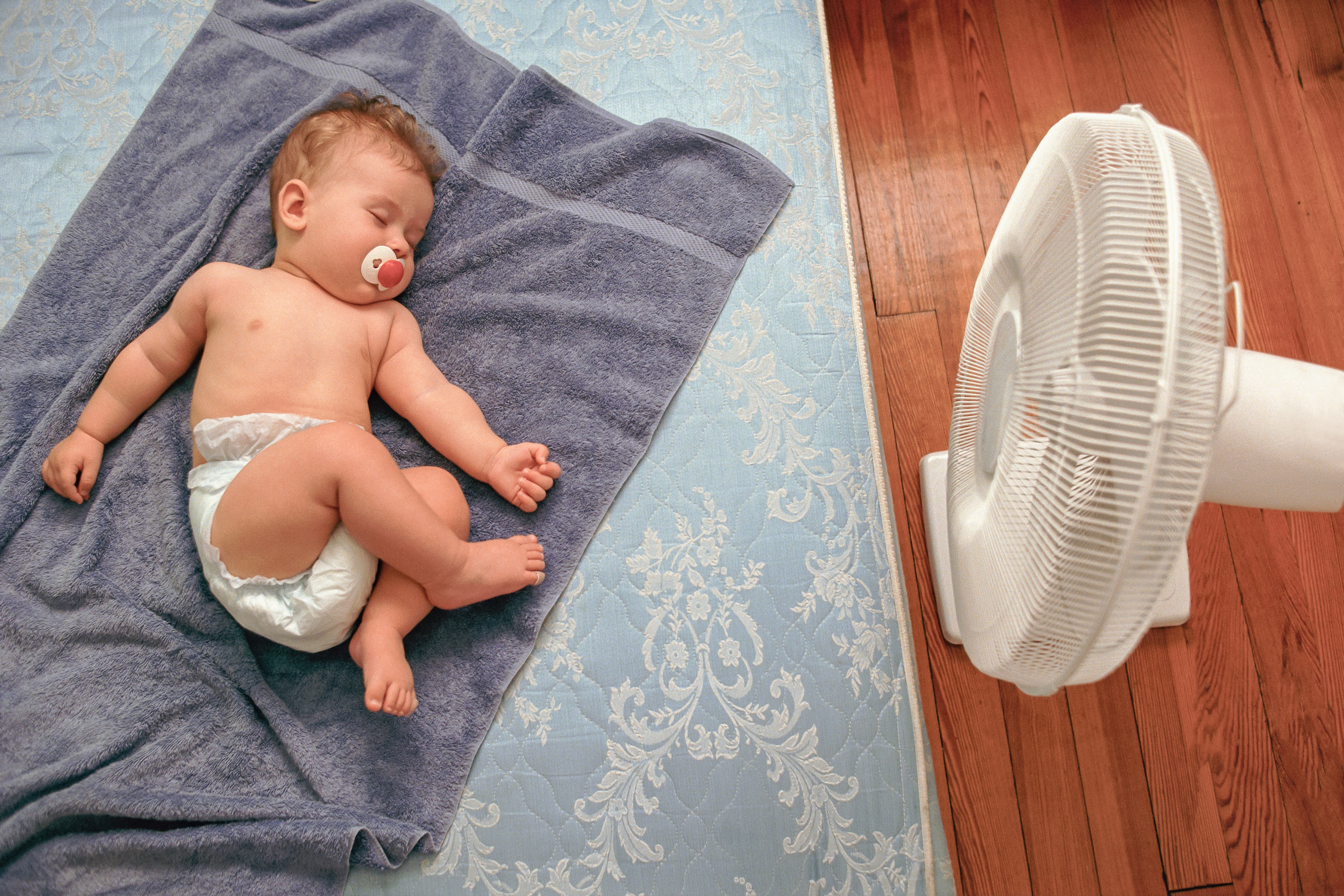 6 Signs Your Baby Is Overheated, Which Can Happen Any Time Of The Year