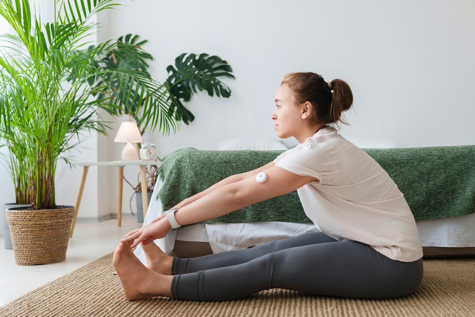 9 Stretching Form Mistakes Everyone Makes, According To Trainers