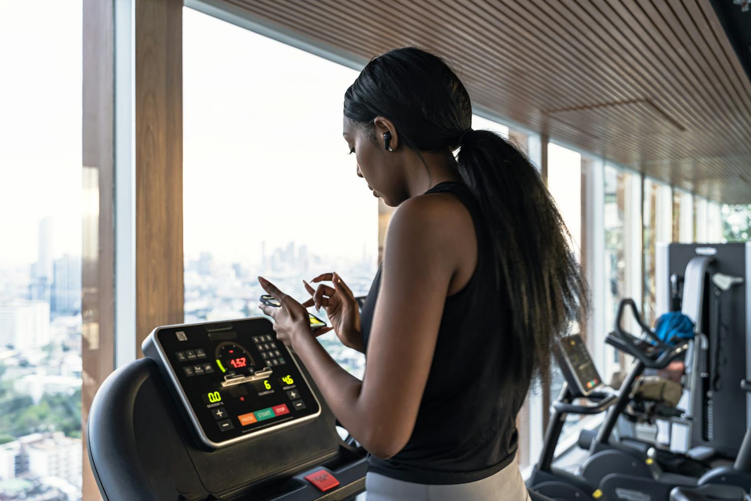 10 Common Running Mistakes People Make, According To Trainers 10 Common Running Mistakes People Make, According To Trainers