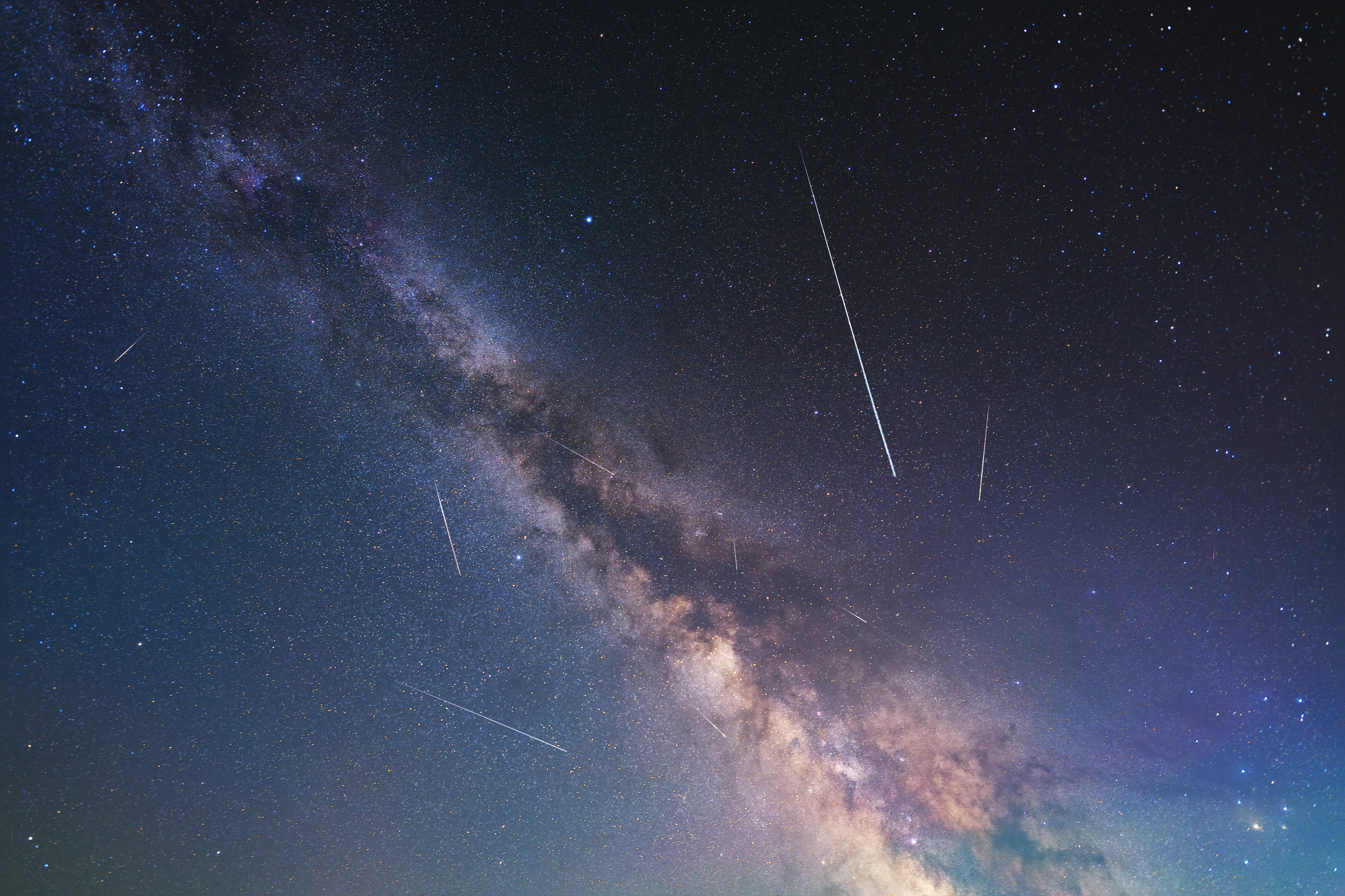 Autumn's First Meteor Shower, The Draconids, Is The Kid-Friendliest Of ...