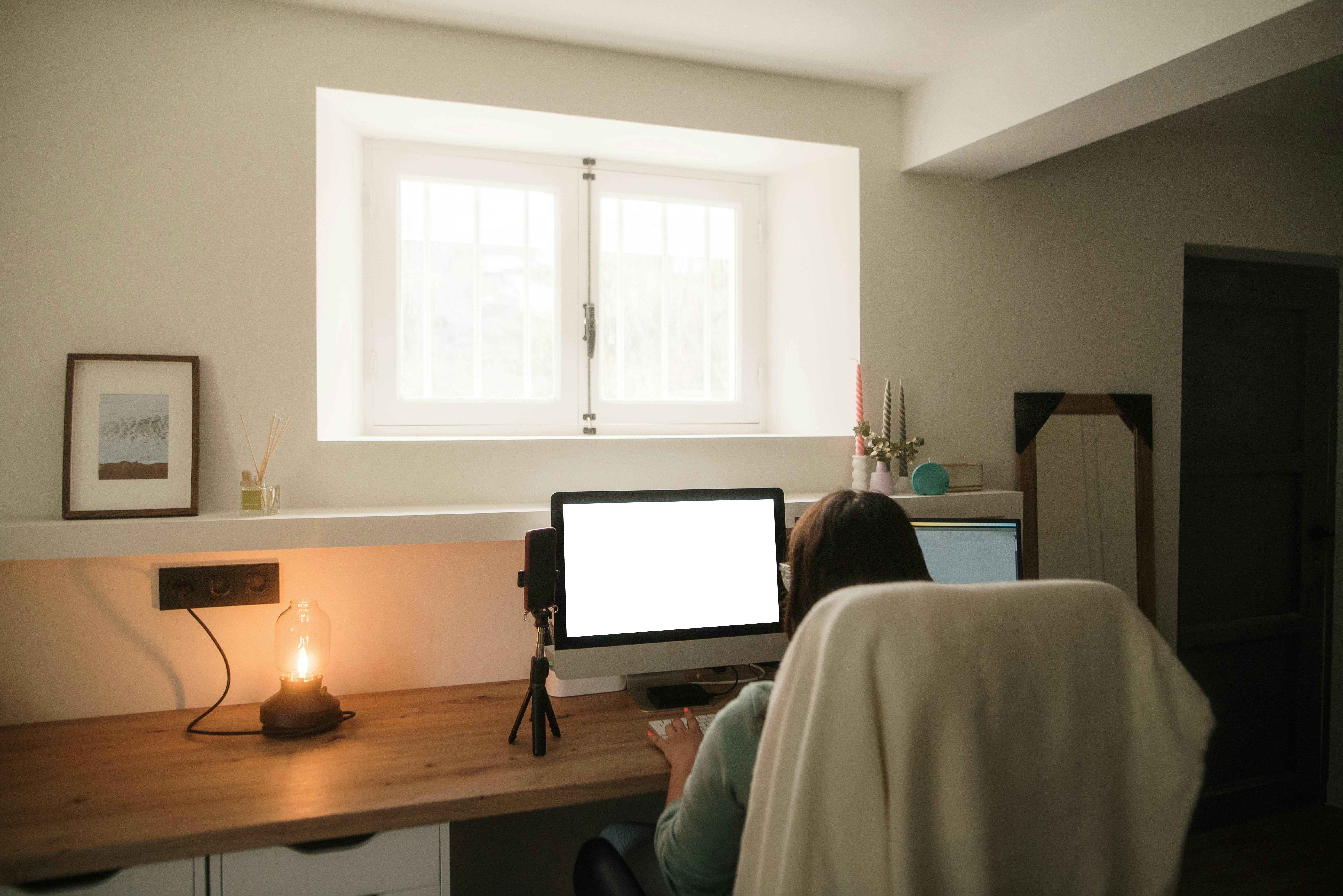 13 Tips For Cleaning & Organizing Your Laptop, Once & For All