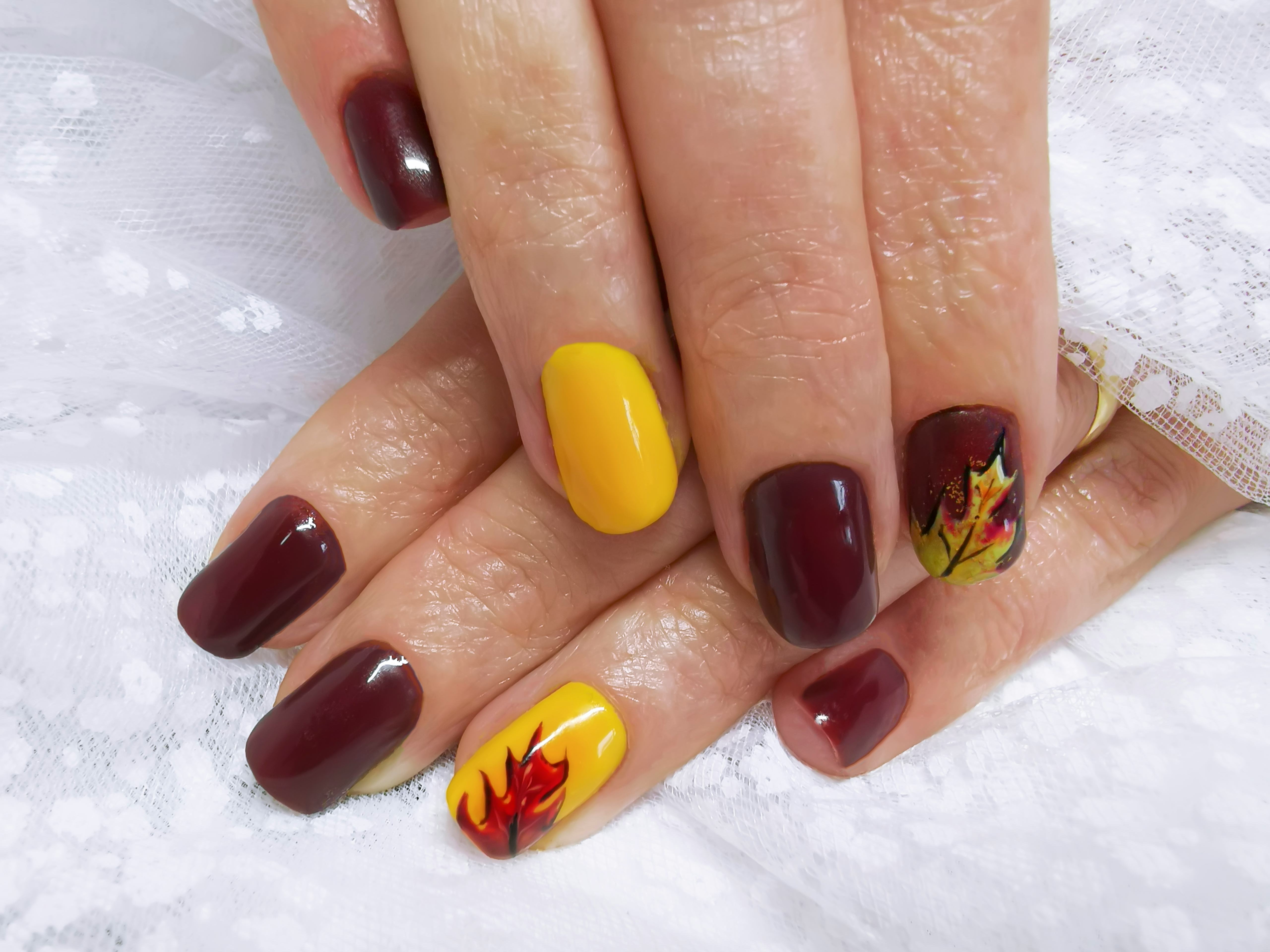 18 Fall Nail Design Ideas Featuring Your Favorite Autumnal Colors ...