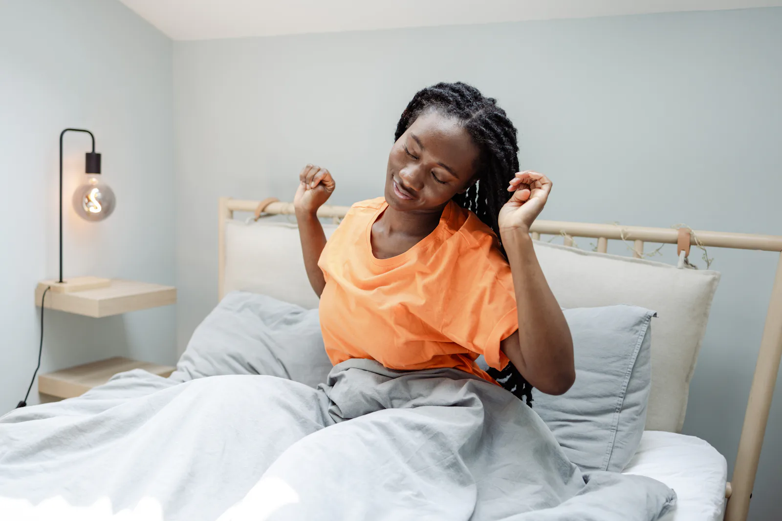 These 4 Zodiac Signs Take Their Morning Routines Seriously