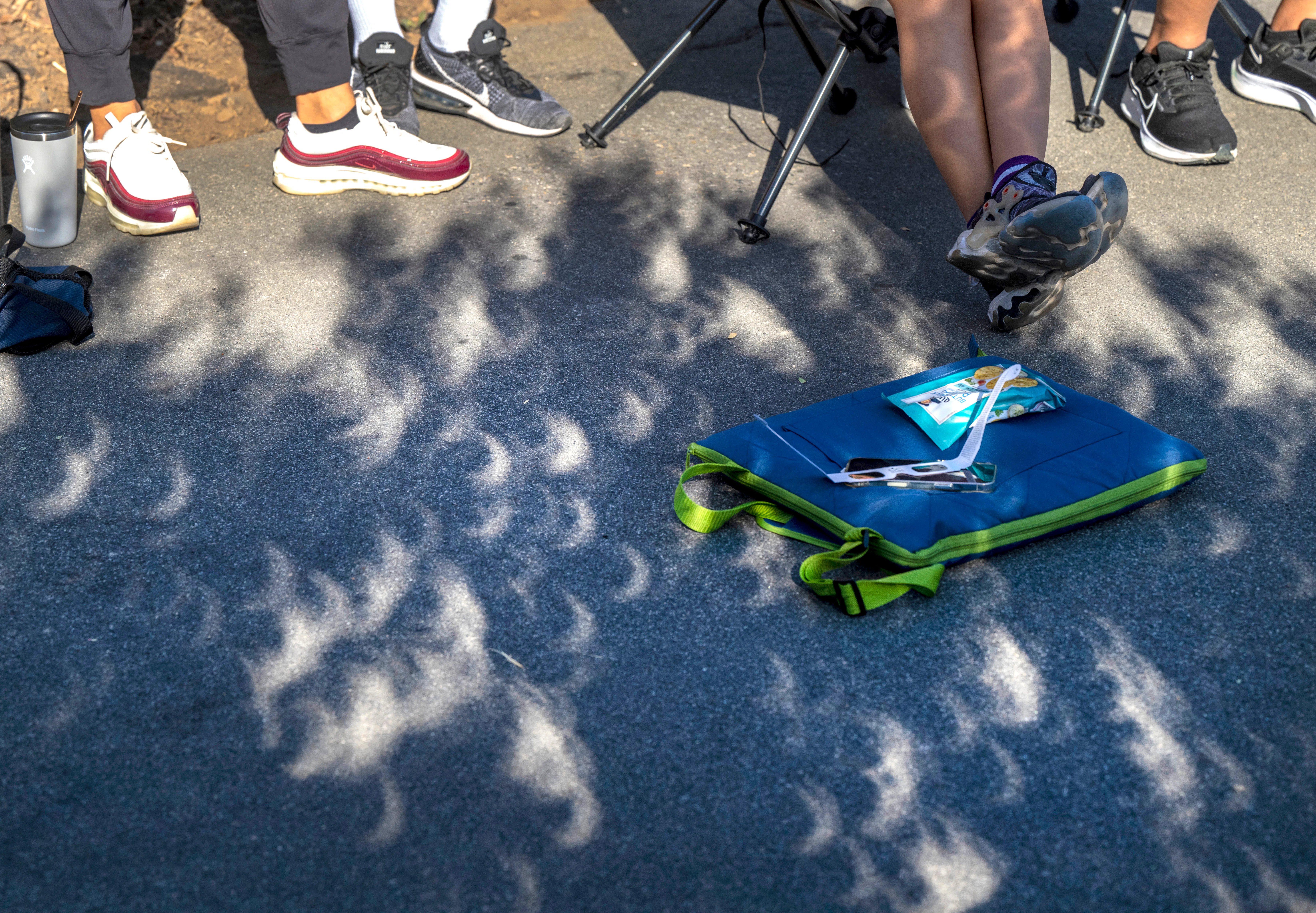What Happens If You Look Directly At a Solar Eclipse? The Damage Is Real