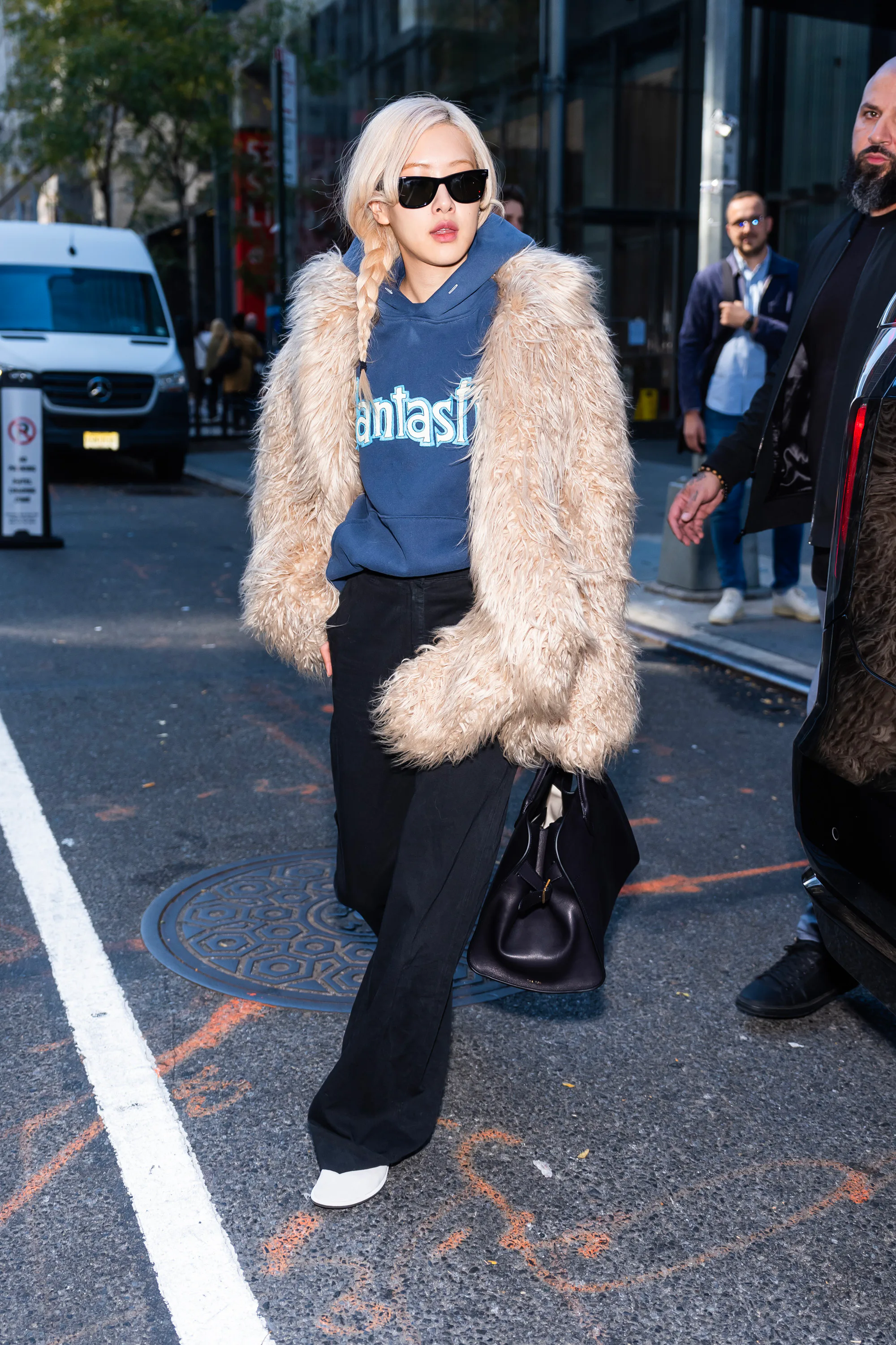 Tyla VSFS Hair & More Best Celebrity Beauty Looks Oct. 17
