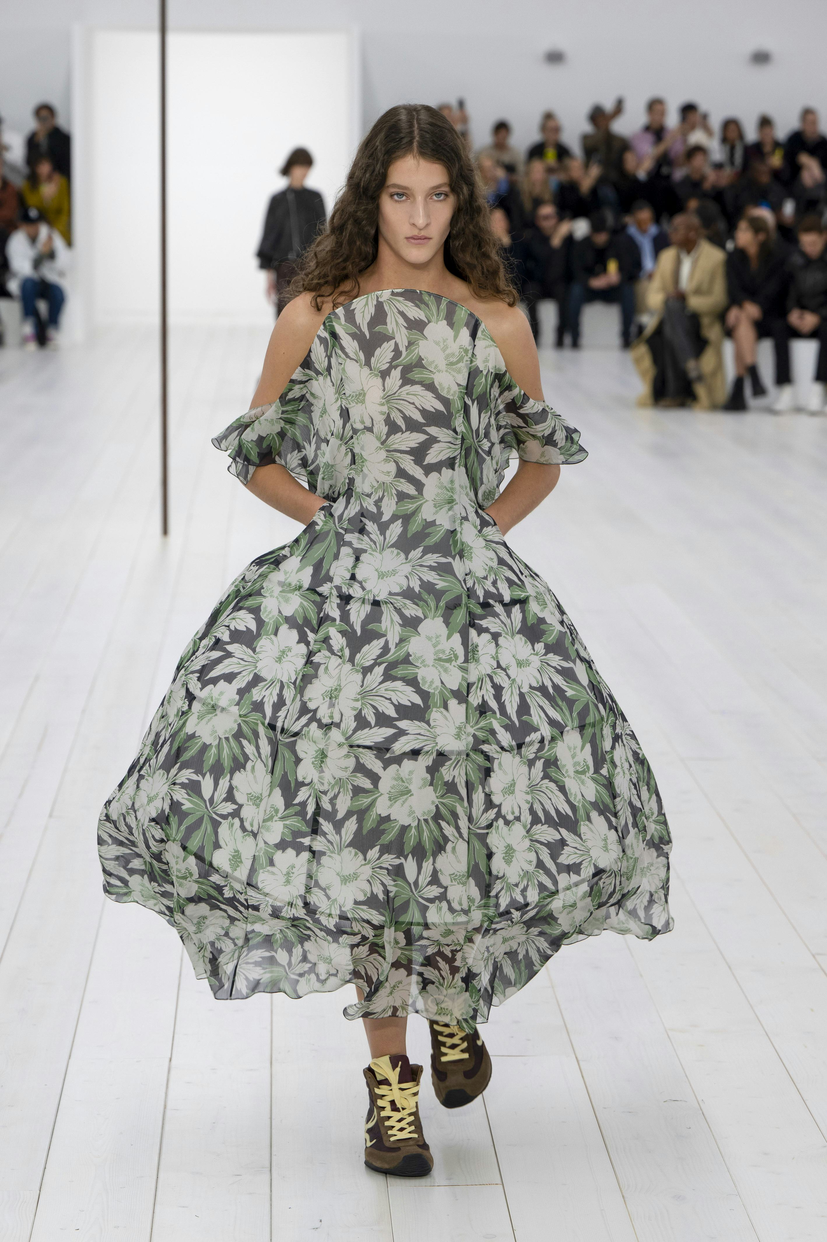 10 Spring/Summer 2025 Runway Outfit Ideas