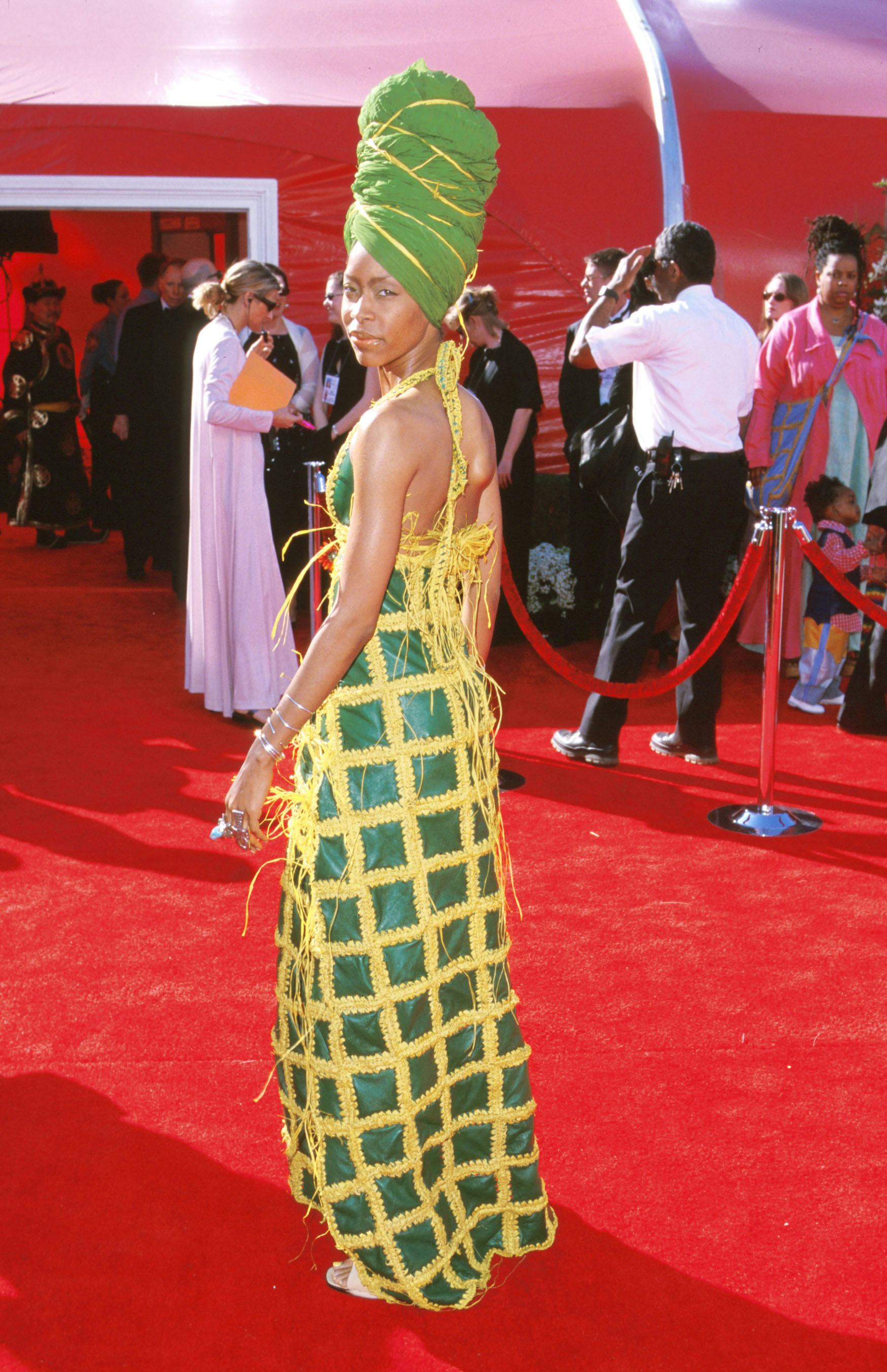 Erykah Badu's Best Red Carpet Moments Prove She's a True "Fashion Icon"