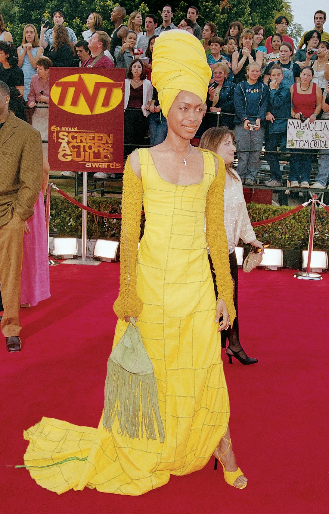 Erykah Badu's Best Red Carpet Moments Prove She's a True "Fashion Icon"