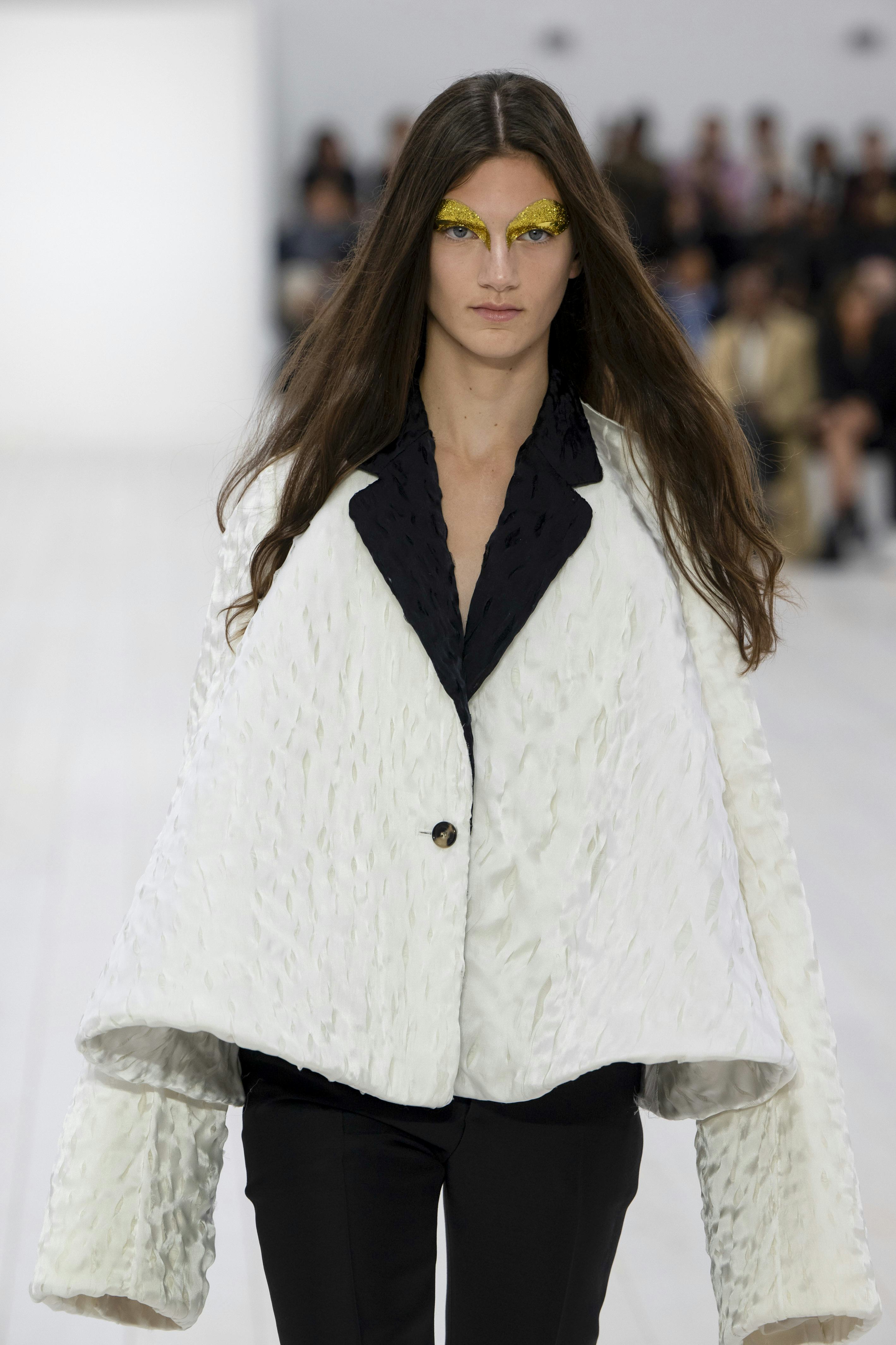 The 14 Best Beauty Trends From the Spring 2025 Runways