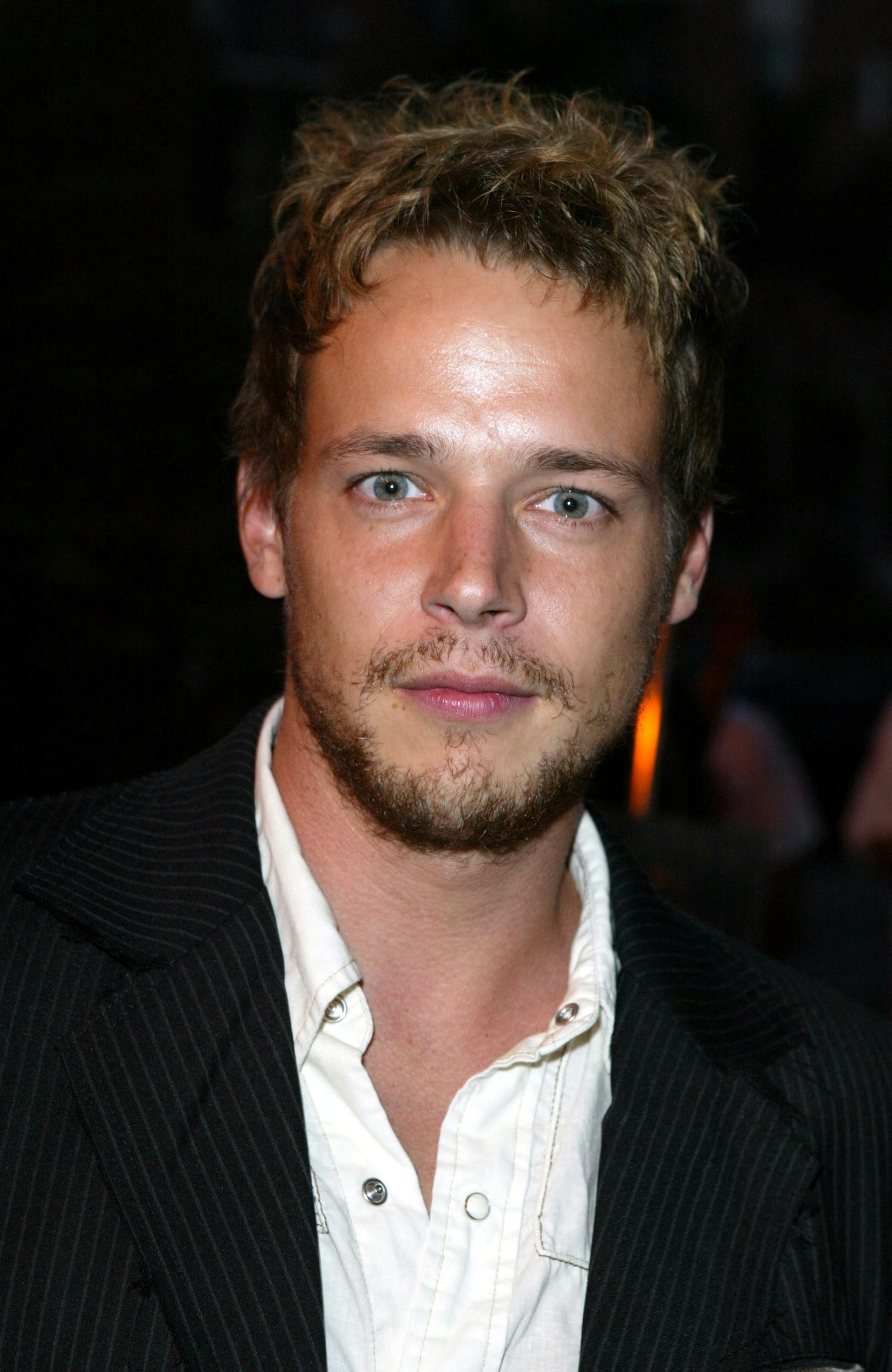 The List Of Actors Who Auditioned For 'Gilmore Girls' Is Wild