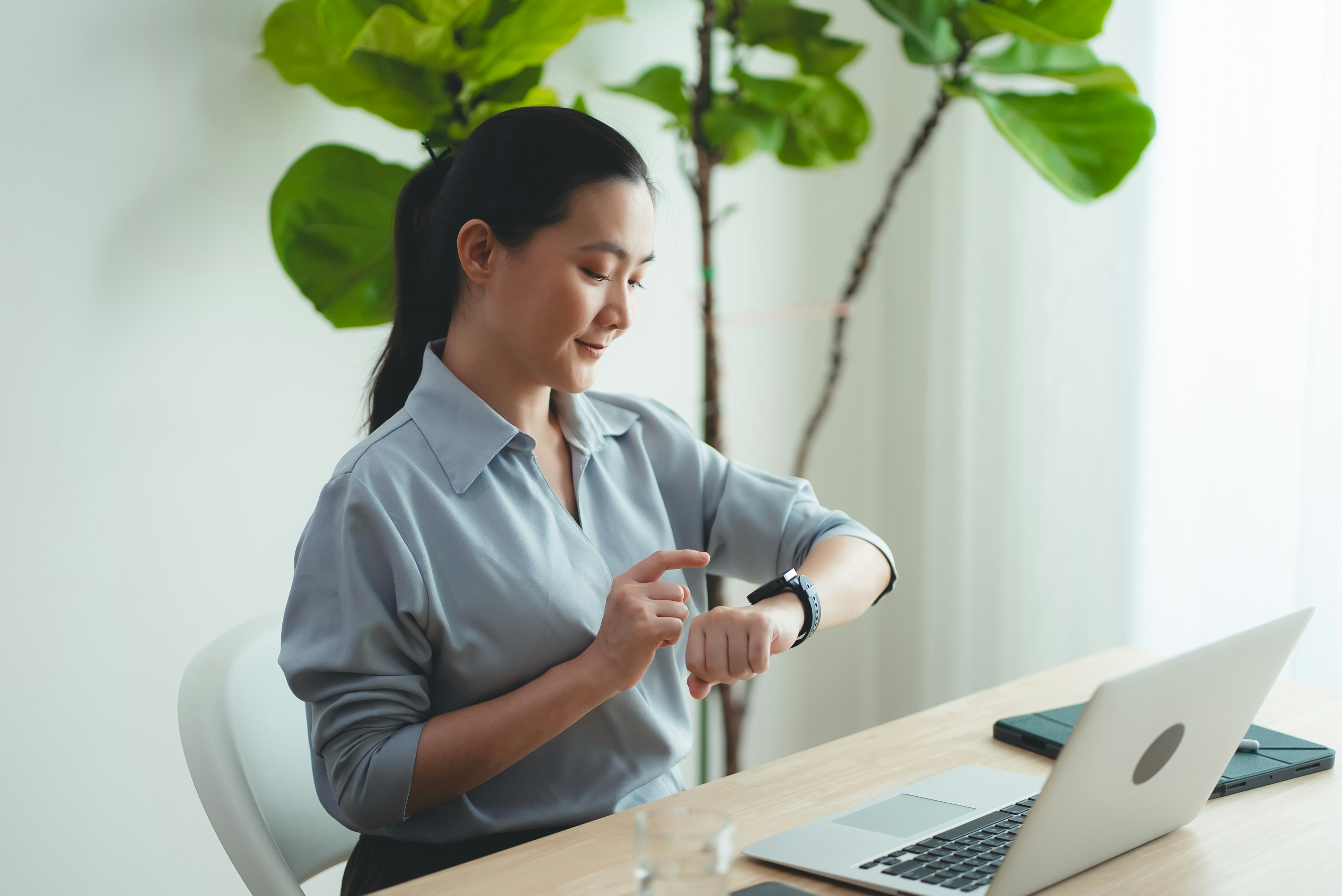 17 Things You Need For Your First Day At A New Job