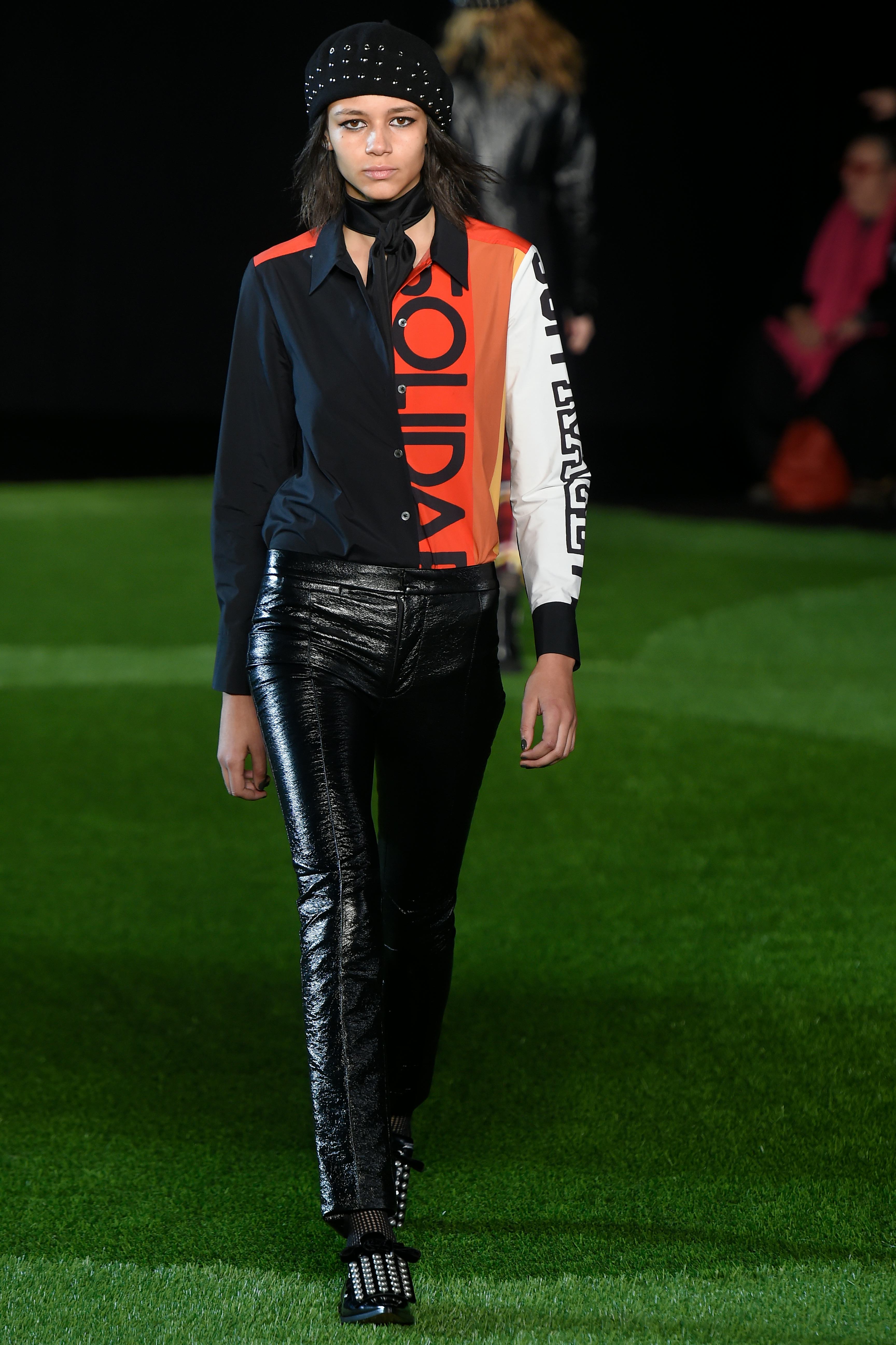 Marc Jacobs 40th Anniversary: A Timeline Of The Designer's Most ...