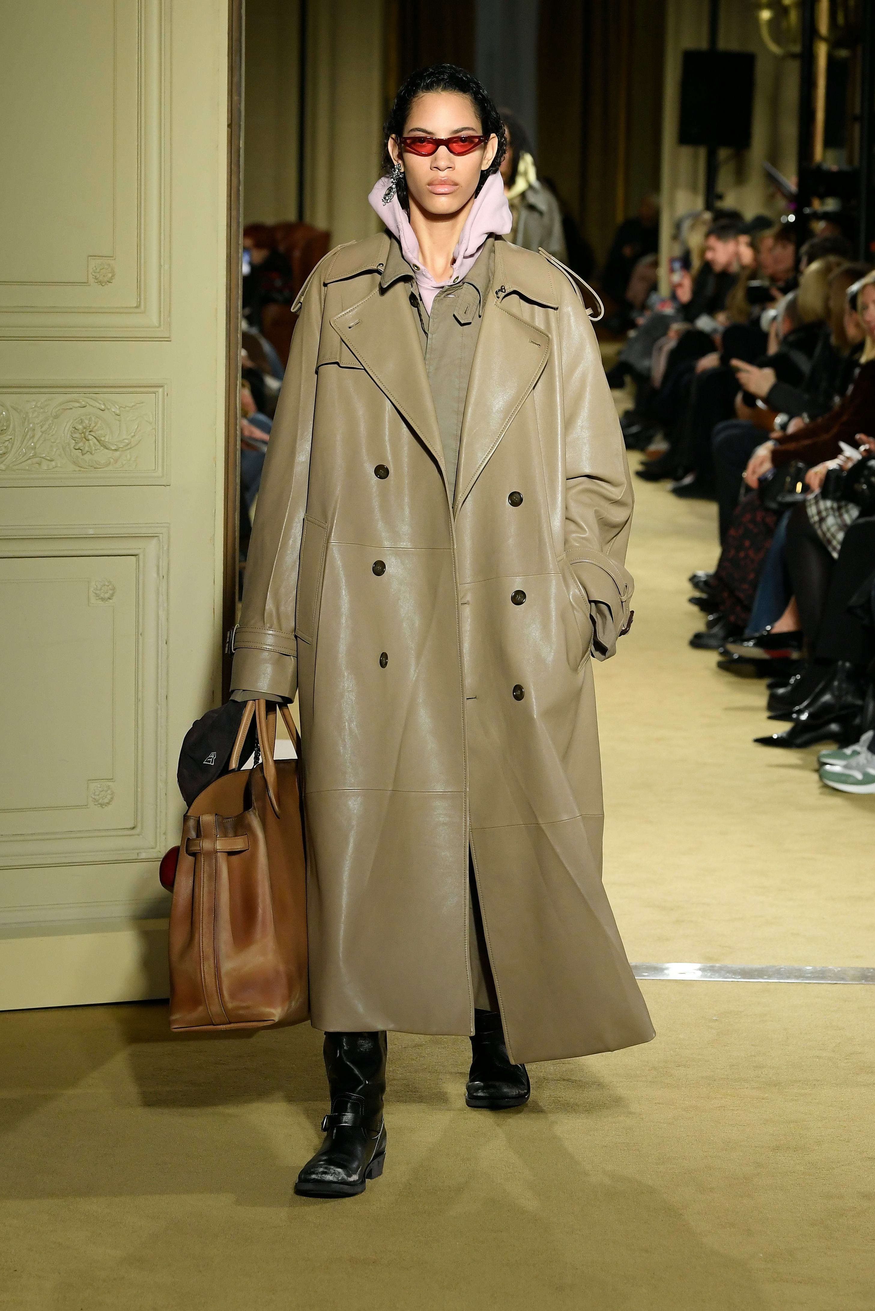 Coach's Fall/Winter 2024 Show Told The Love Stories Of NYC — Both Past ...