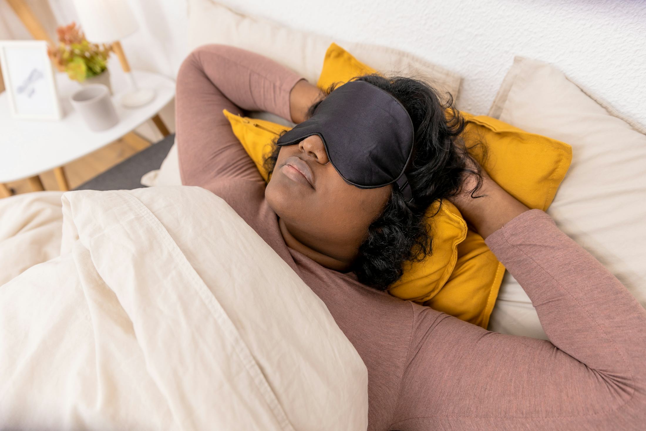 The Most Popular Songs For Falling Asleep: A Playlist Review