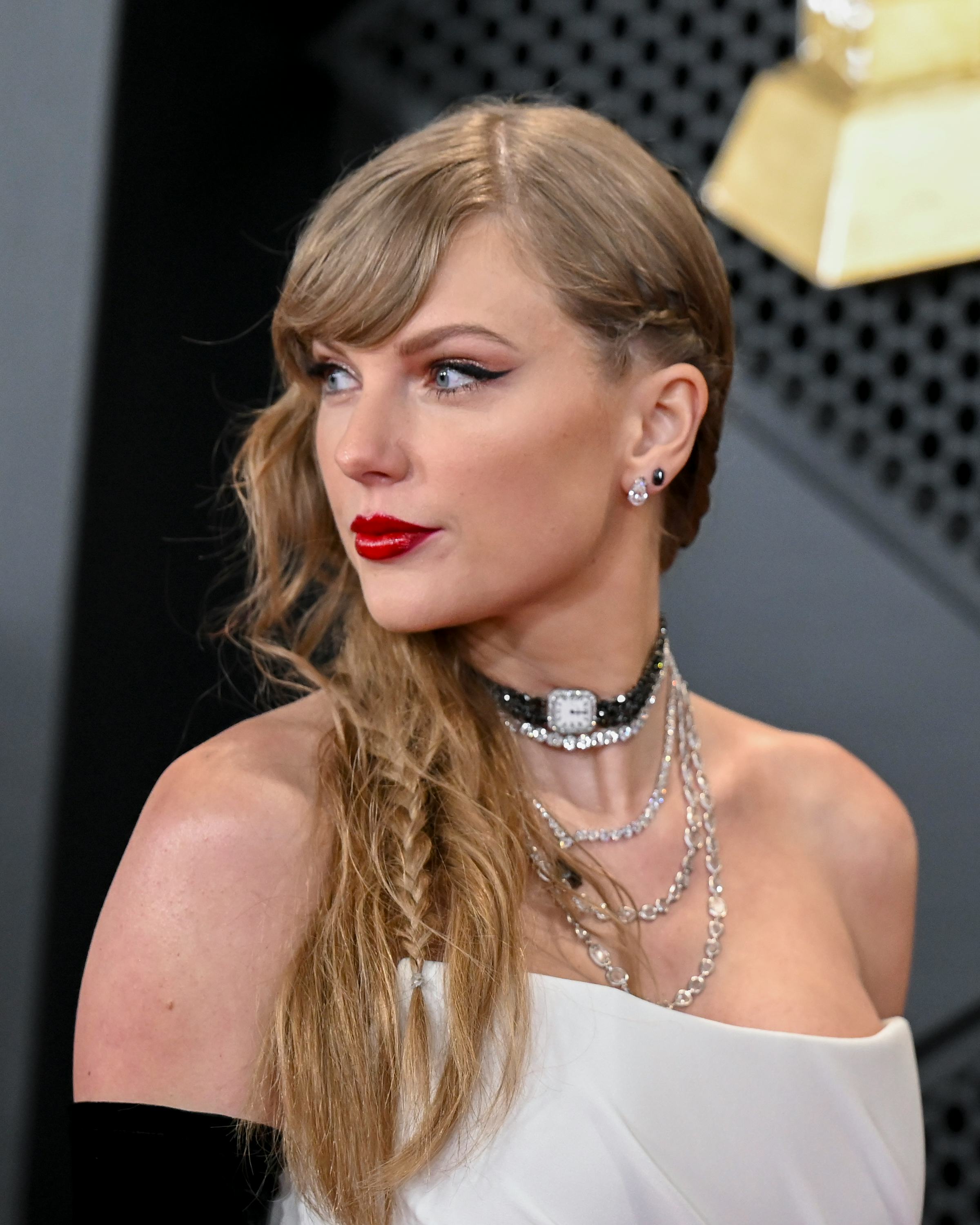 Taylor Swift's 2024 Grammys Look Had Fans Speculating About Her Next Album