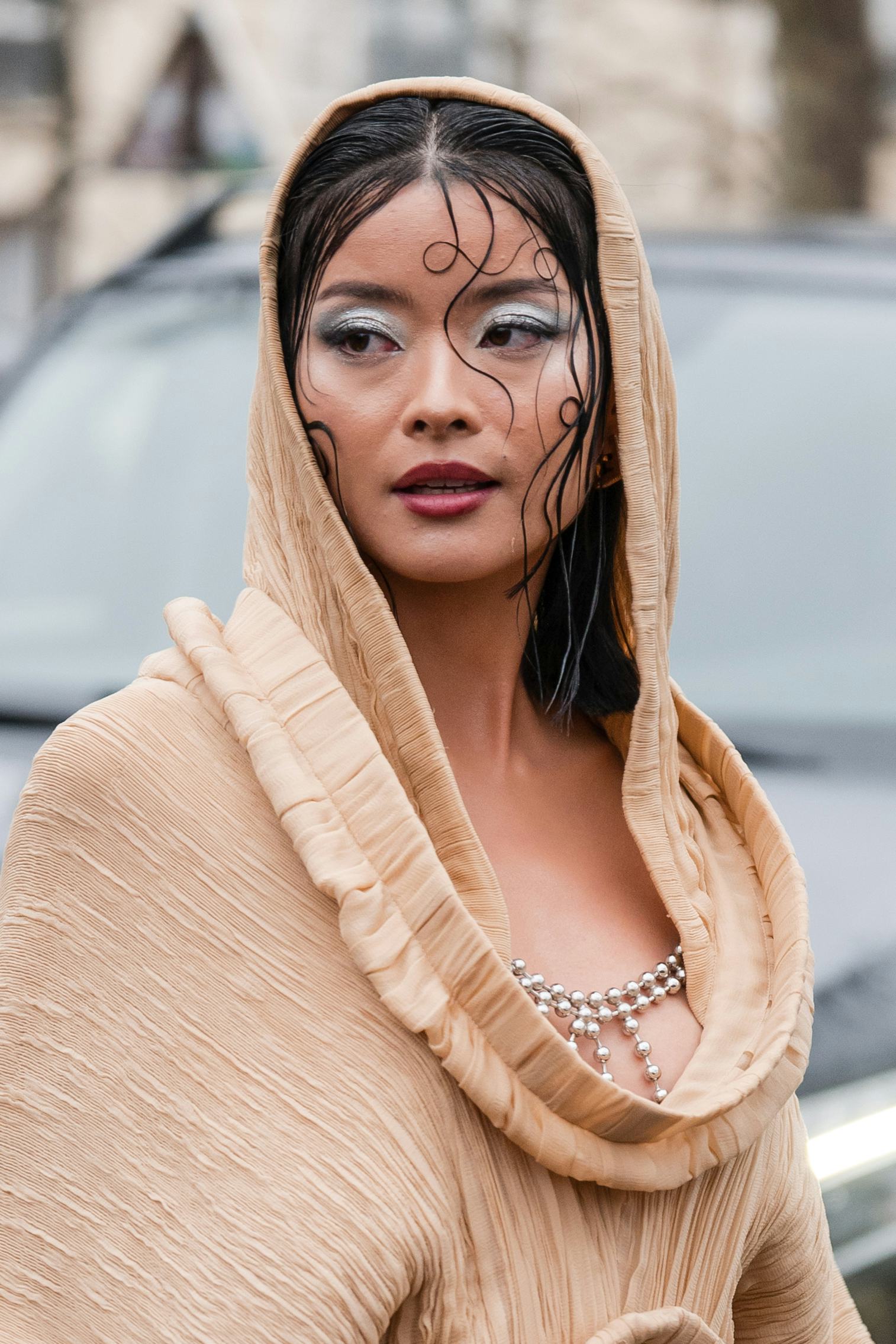 The Best Beauty Street Style Looks Of Paris Fashion Week Fall/Winter ...
