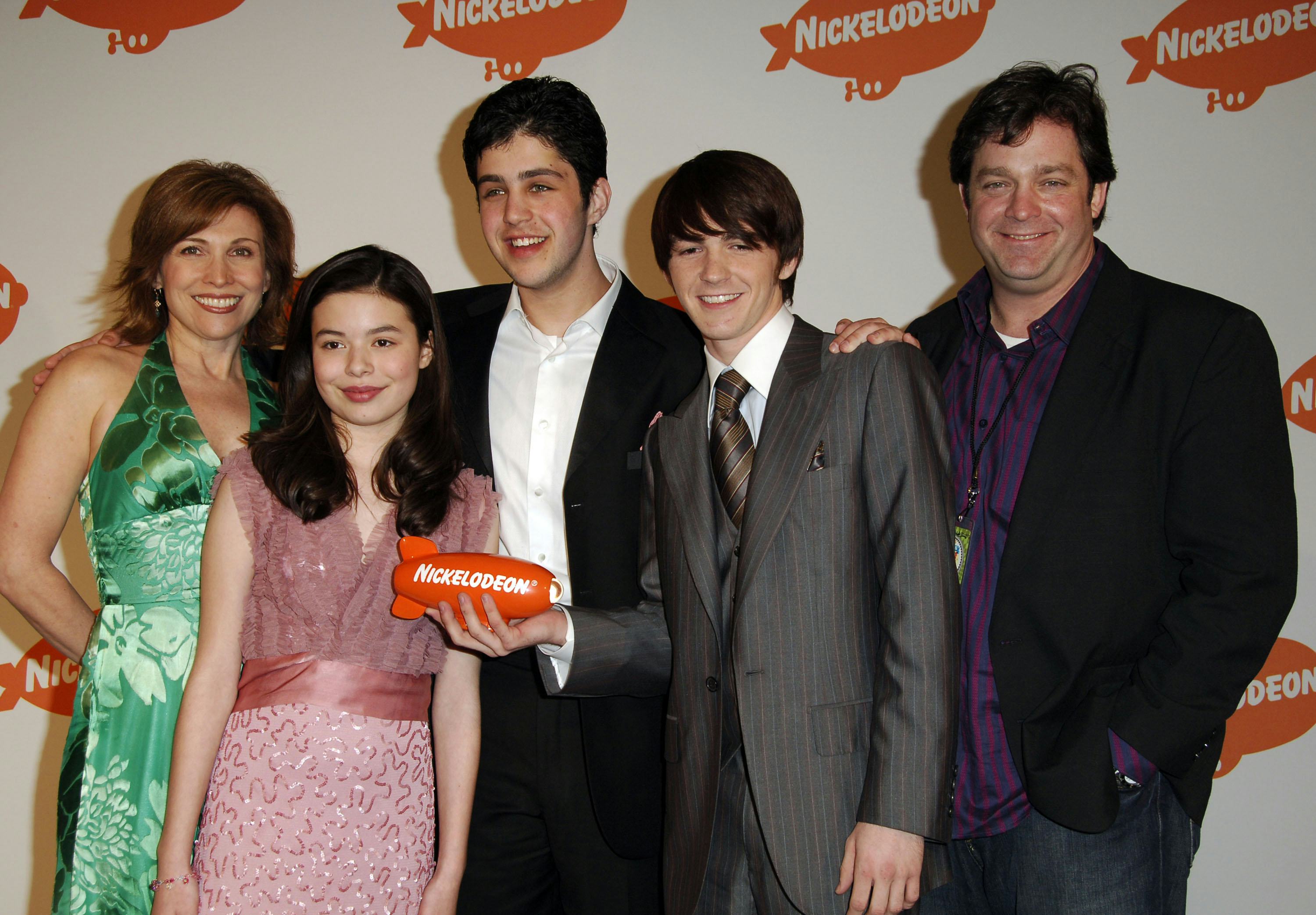 Josh Peck Reacts To Drake Bell's 'Quiet On Set' Revelations