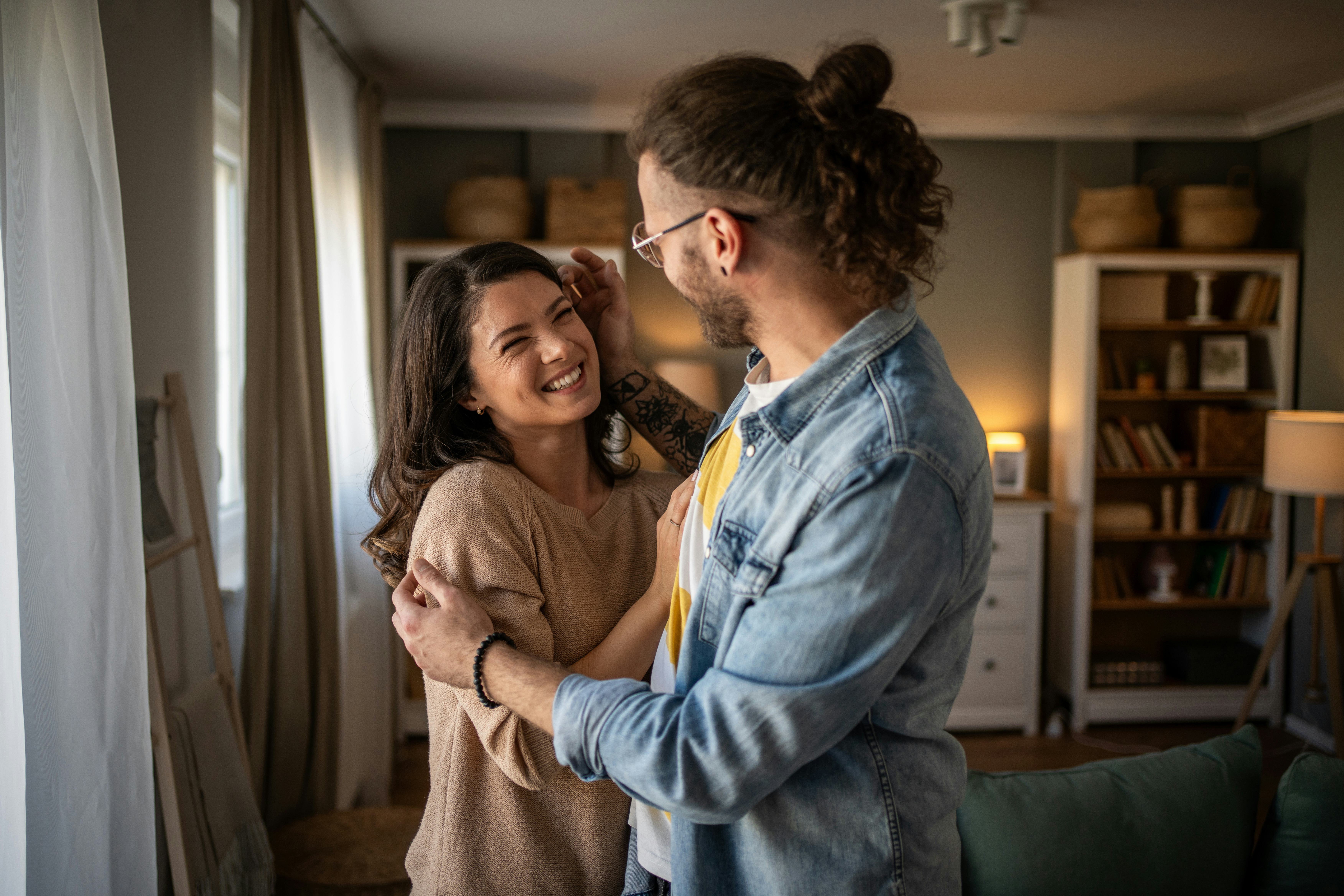 50 Questions To Ask Your Partner To Make Sure You're On The Same Page