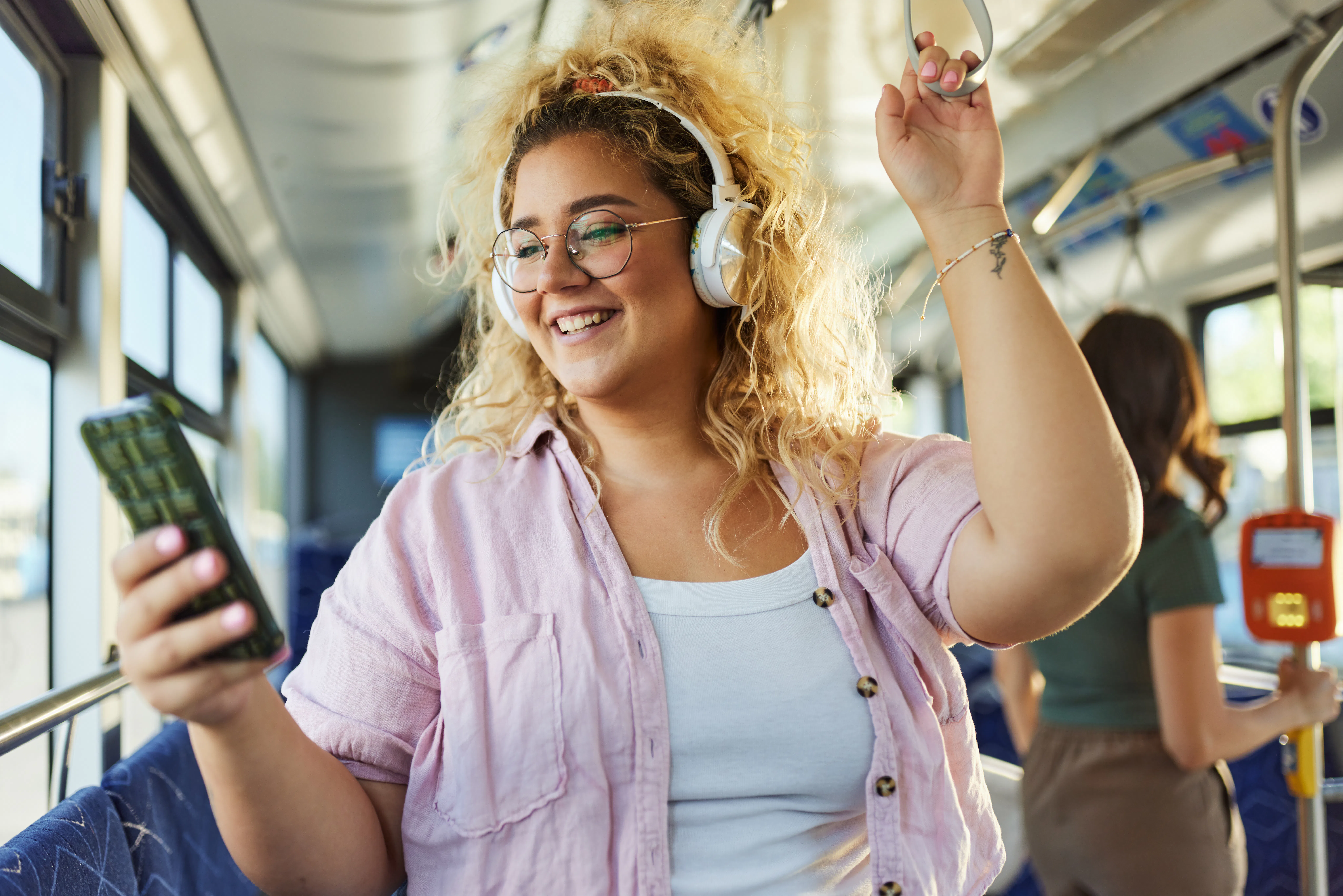 40 Texts To Send After A First Date To Get The Ball Rolling