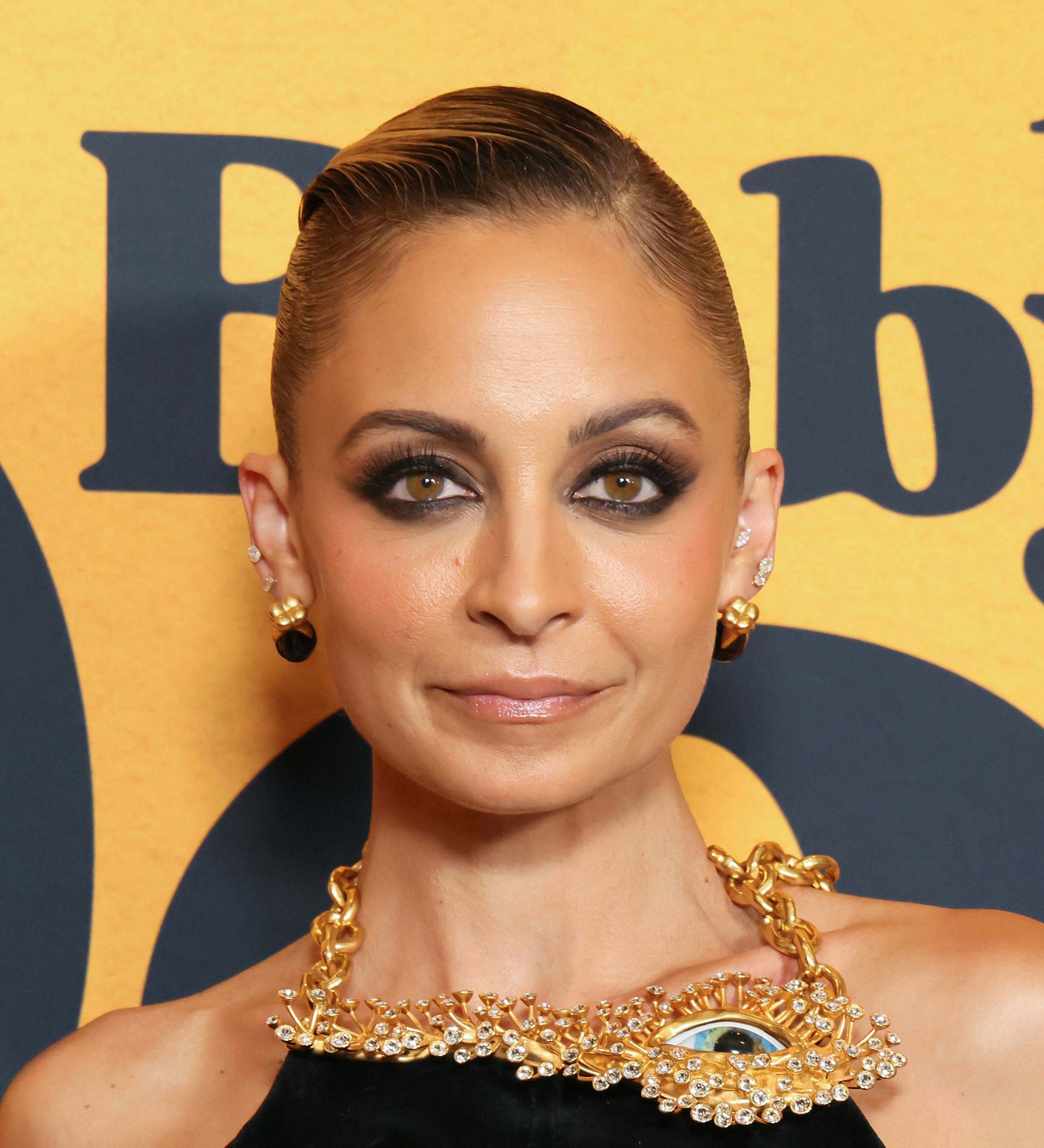 Nicole Richie's Smoky Eye Makeup Is Dark, Moody, & Wildly Chic