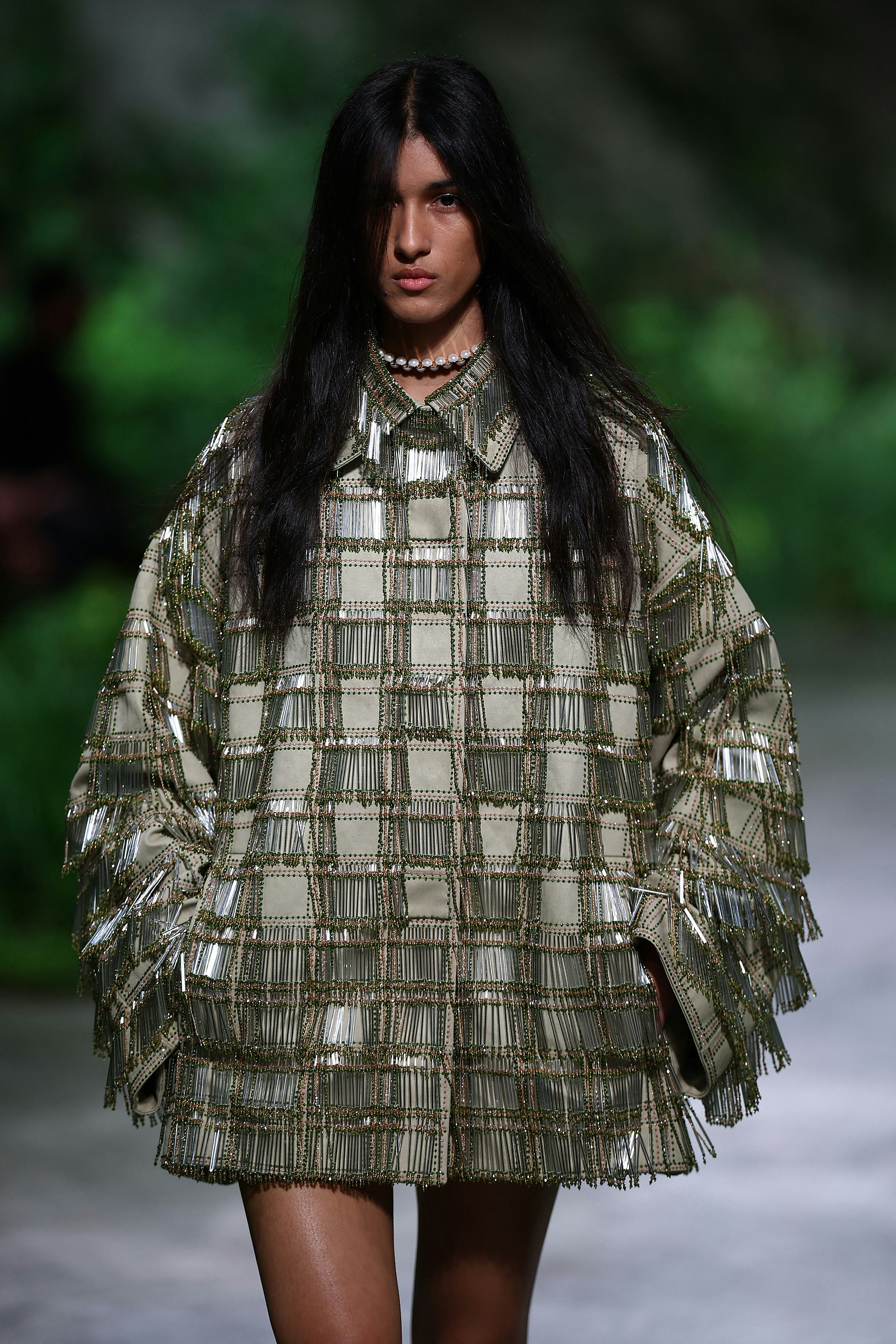 For Gucci Cruise 2025, Sabato De Sarno Does “Englishness With an ...