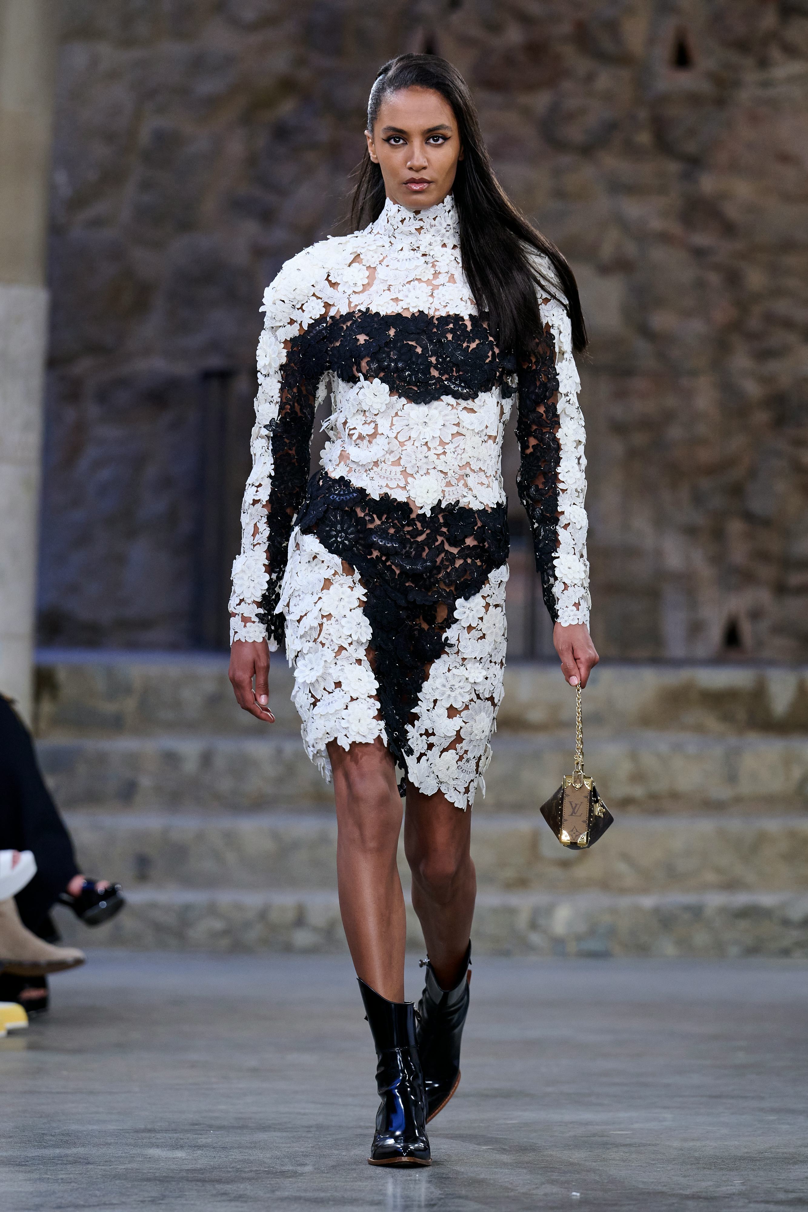 Louis Vuitton's Cruise 2025 Show Was Heavily Influenced By Its Spanish ...