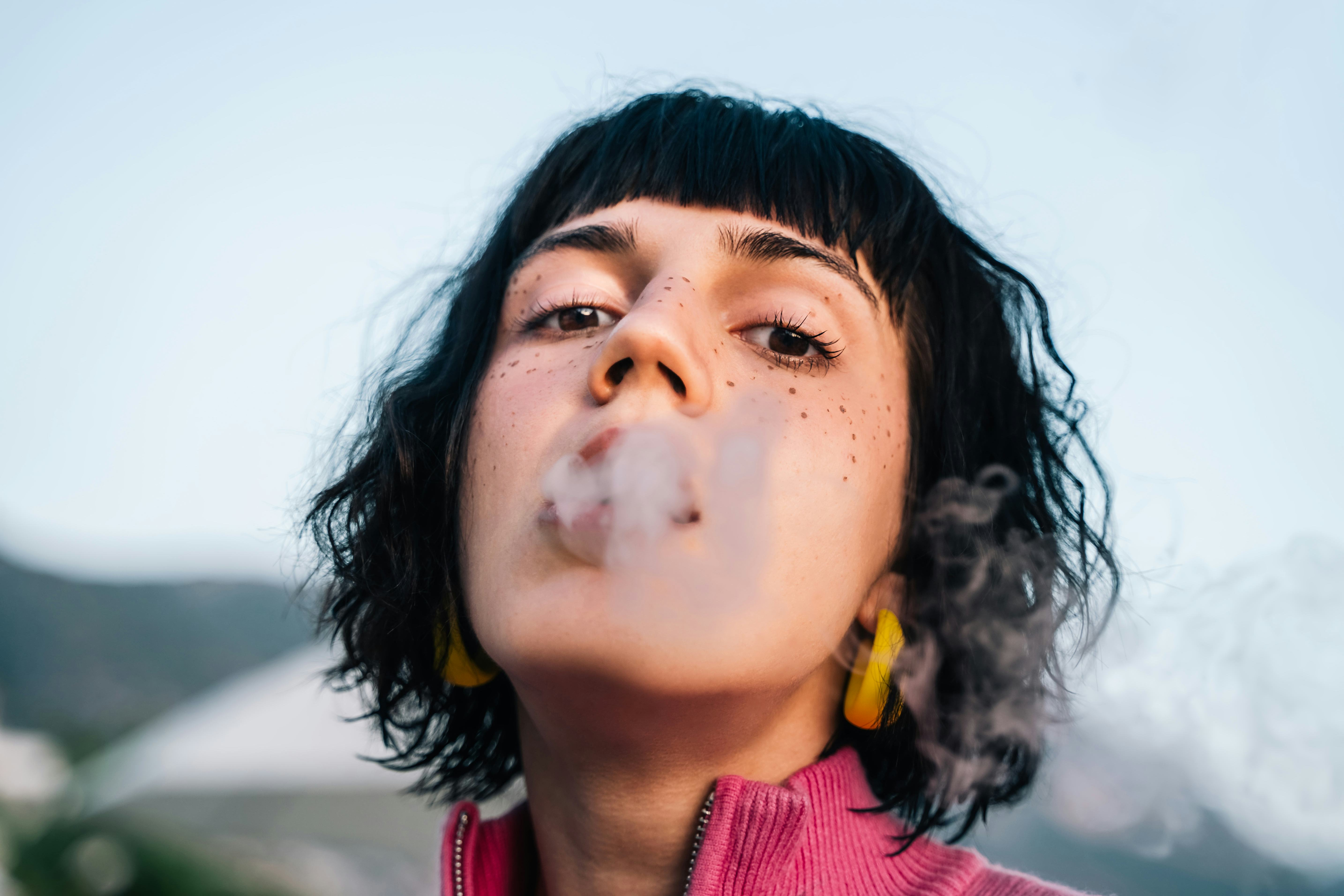 11 Genius Little Ways To Make Quitting Smoking Easier, According To Experts