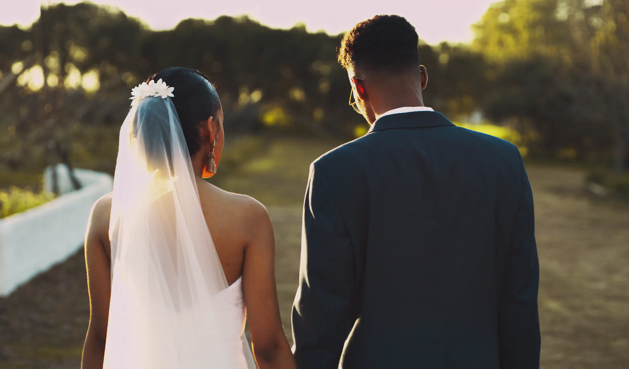 16 Wedding Horror Stories: Registry, Vows, Speeches, & More