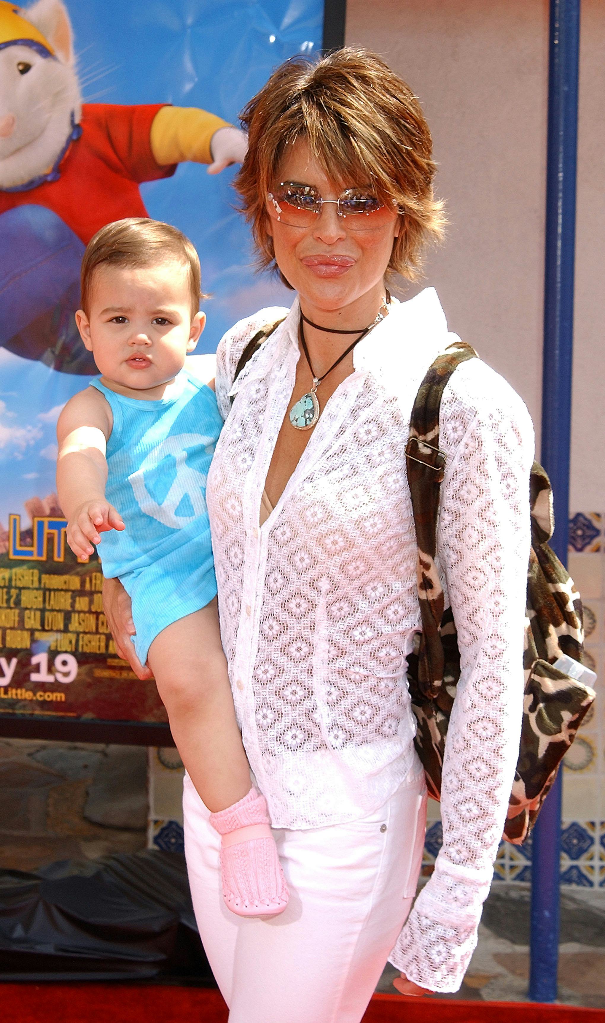 Amelia Gray Hamlin's Best Red Carpet Style: From the Runway to the Met Gala