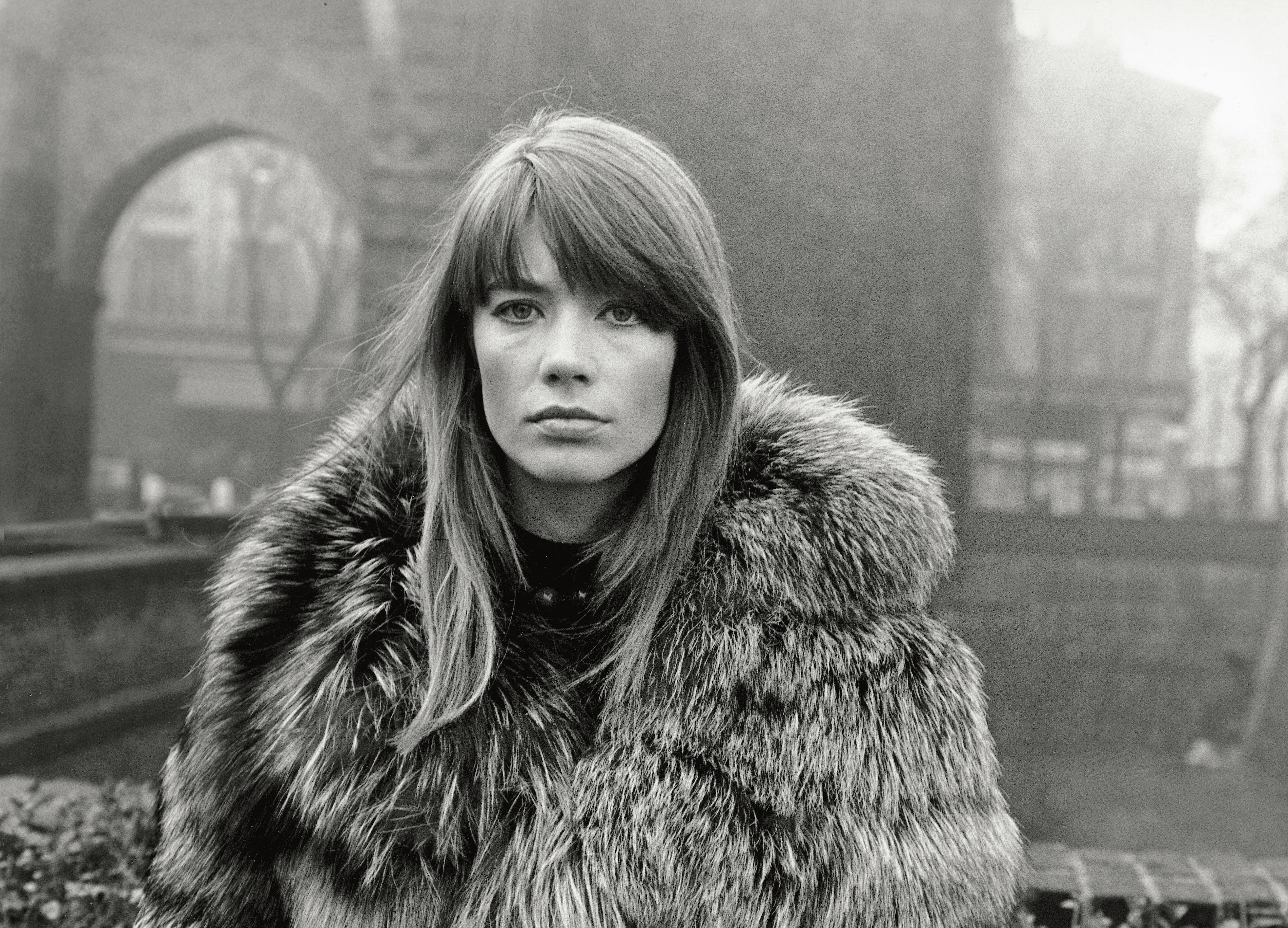 Françoise Hardy, the French Singer and Style Icon, Dies at 80