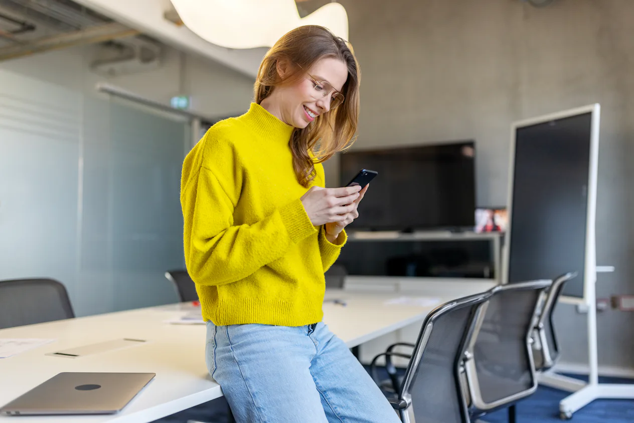 40 Good Opening Lines To Use On Dating Apps