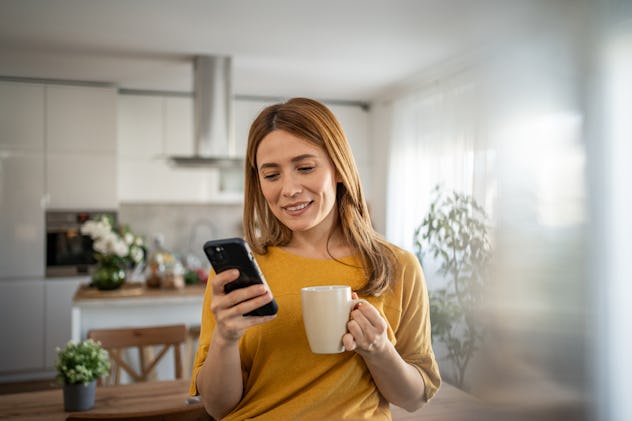 40 Good Opening Lines To Use On Dating Apps