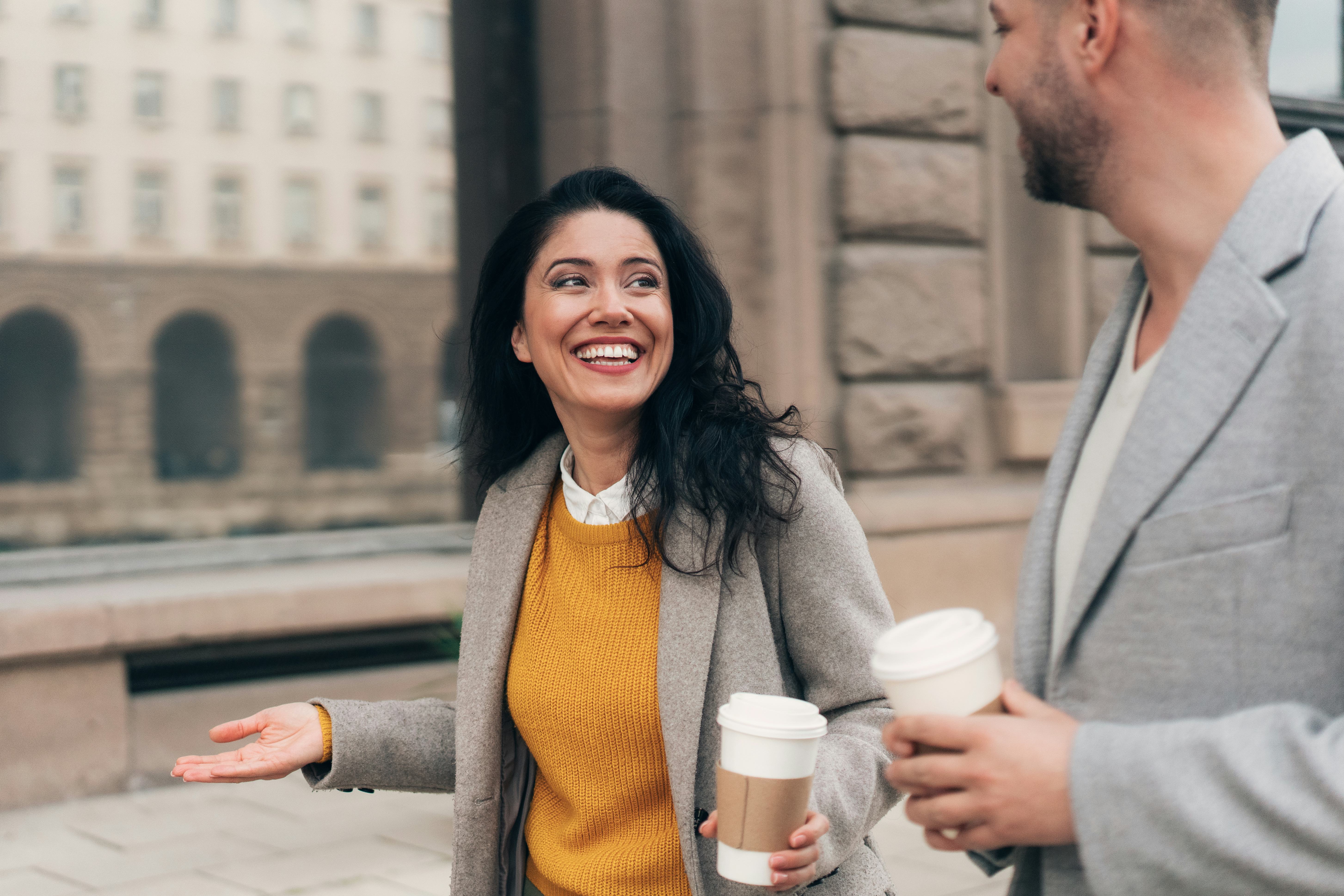 The 48 Best Opening Lines For Hinge That Spark Conversations