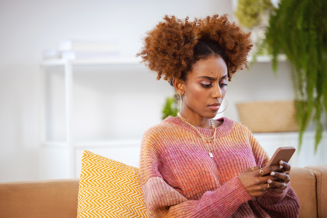 41 Signs You've Lost Interest In Your Partner, According To Experts