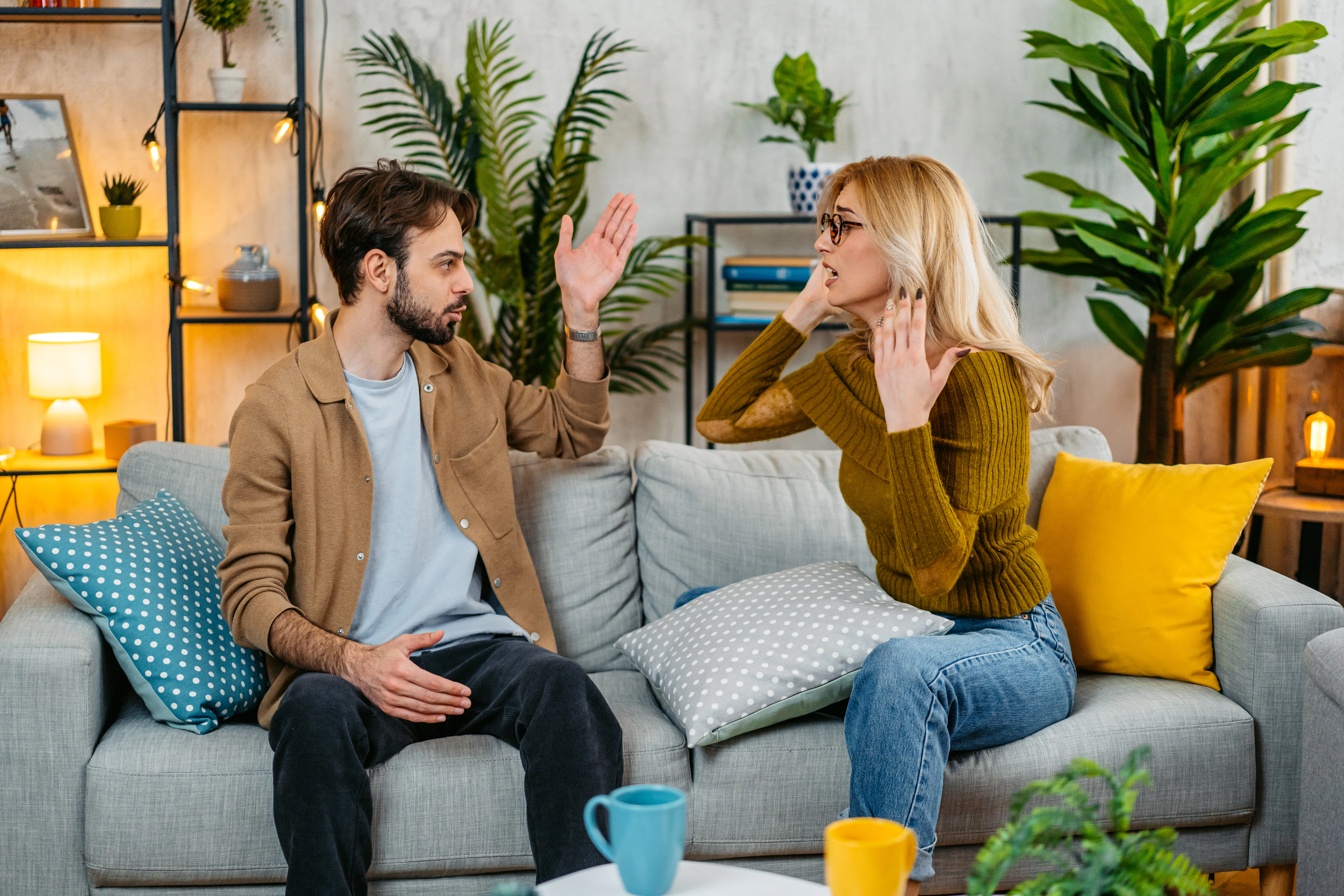 19 Major Relationship Fights That Mean You Should Probably Break Up