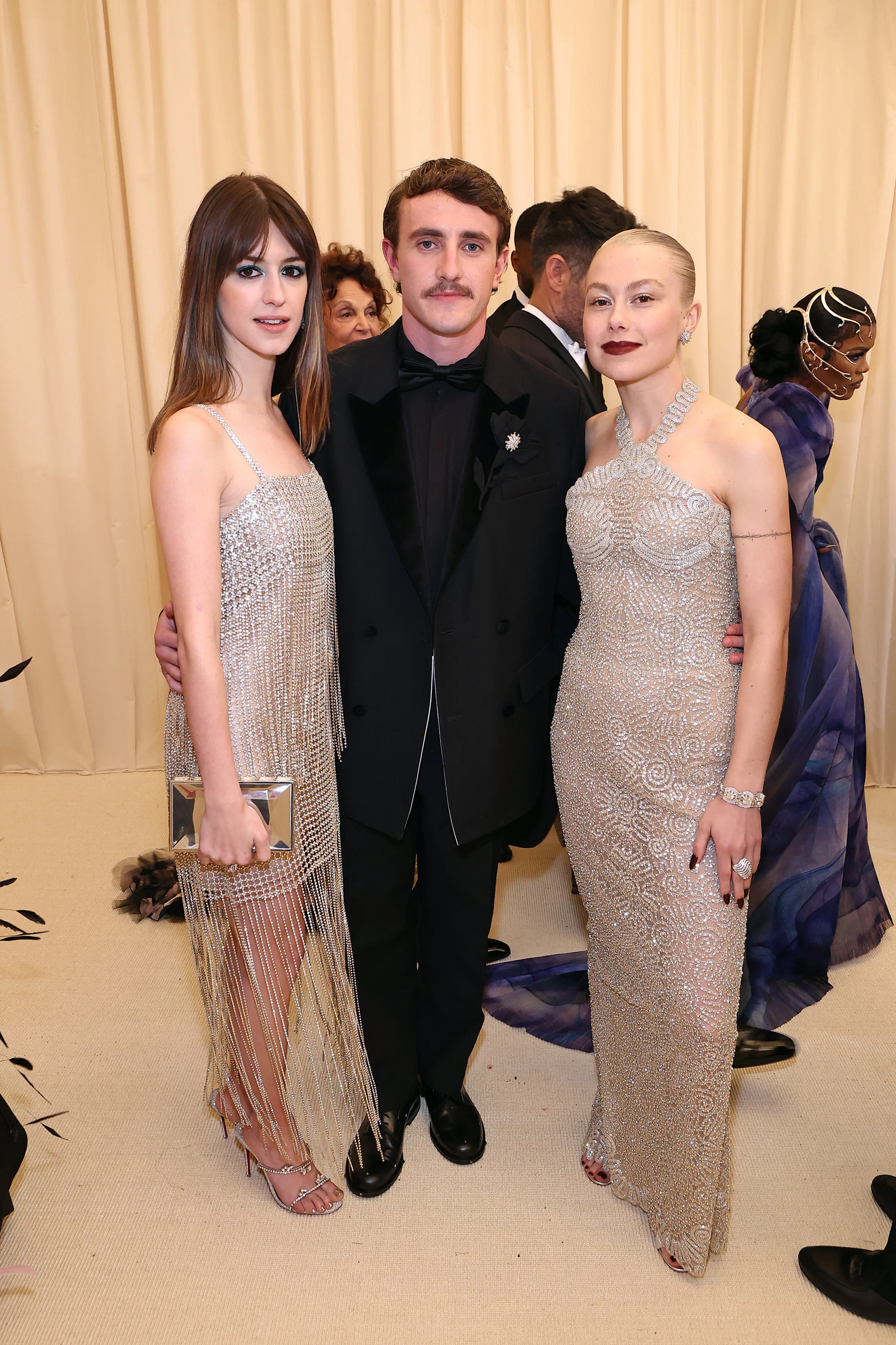 Daisy Edgar-Jones Responds To That Met Gala Meme With Paul Mescal