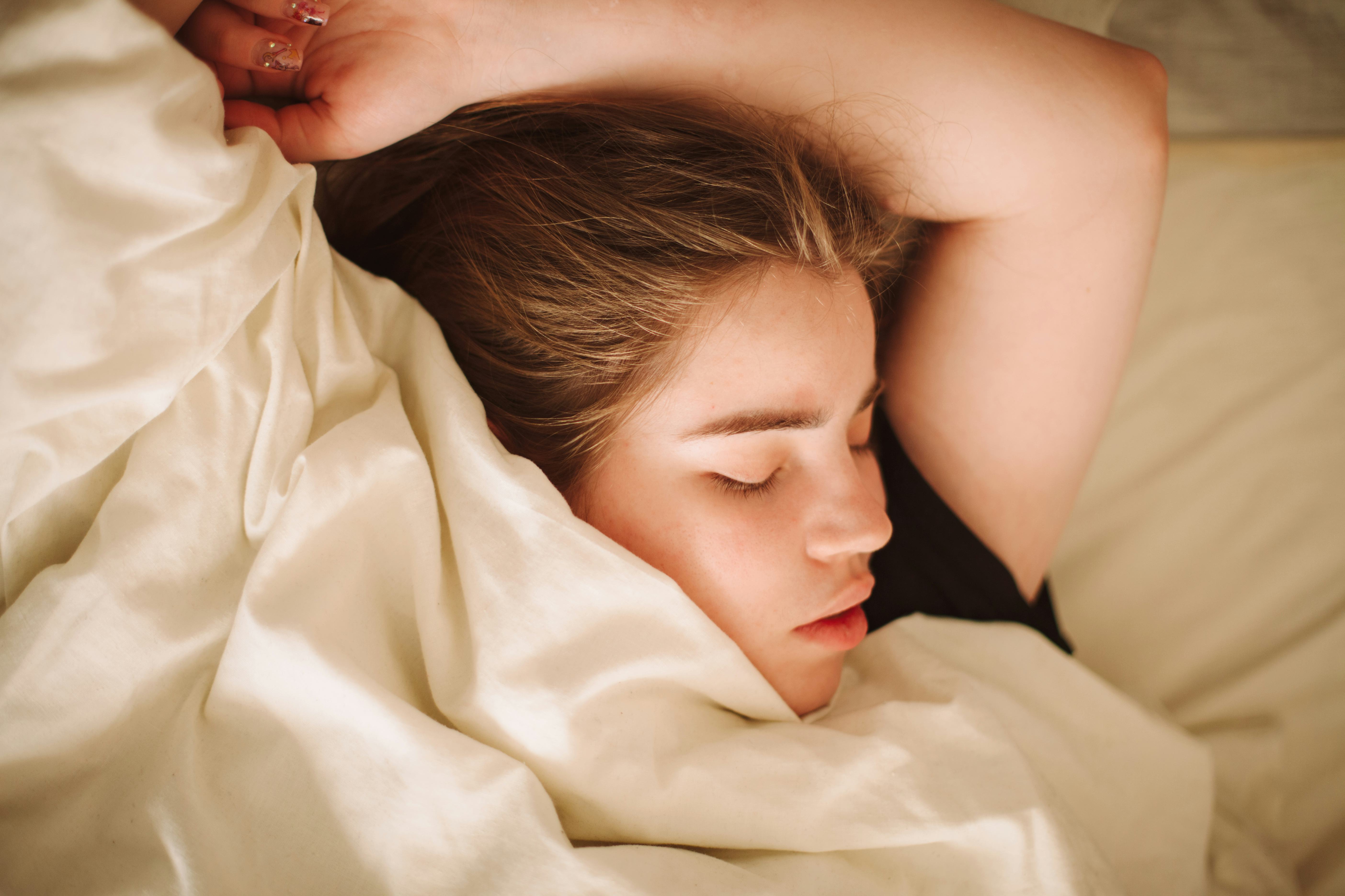 7 Signs Your Mood Changes Might Mean Something More Serious