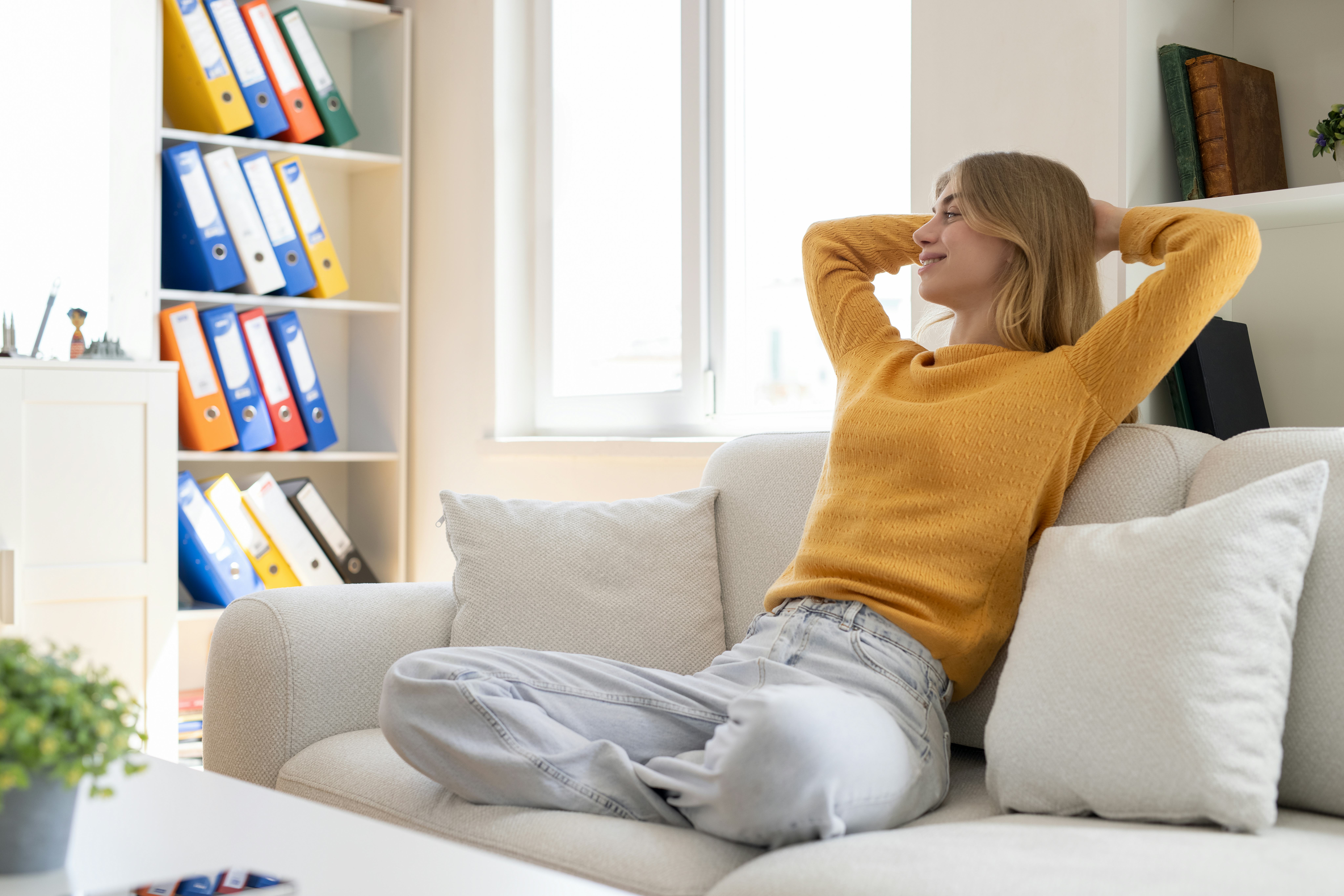 What Does 444 Mean In Love? The Angel Number, Explained