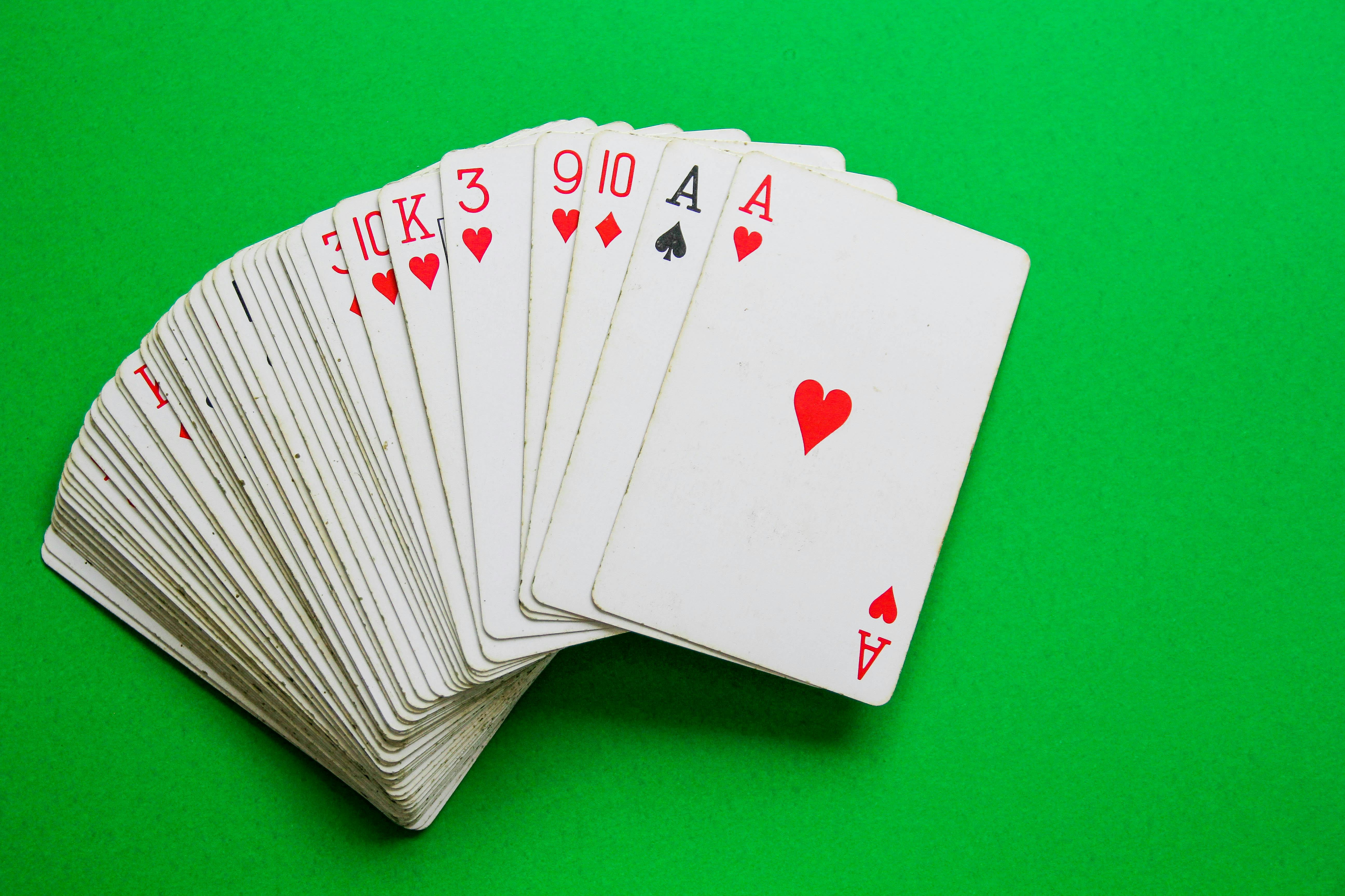 A Step-By-Step Guide On How To Play (And Win) Spades