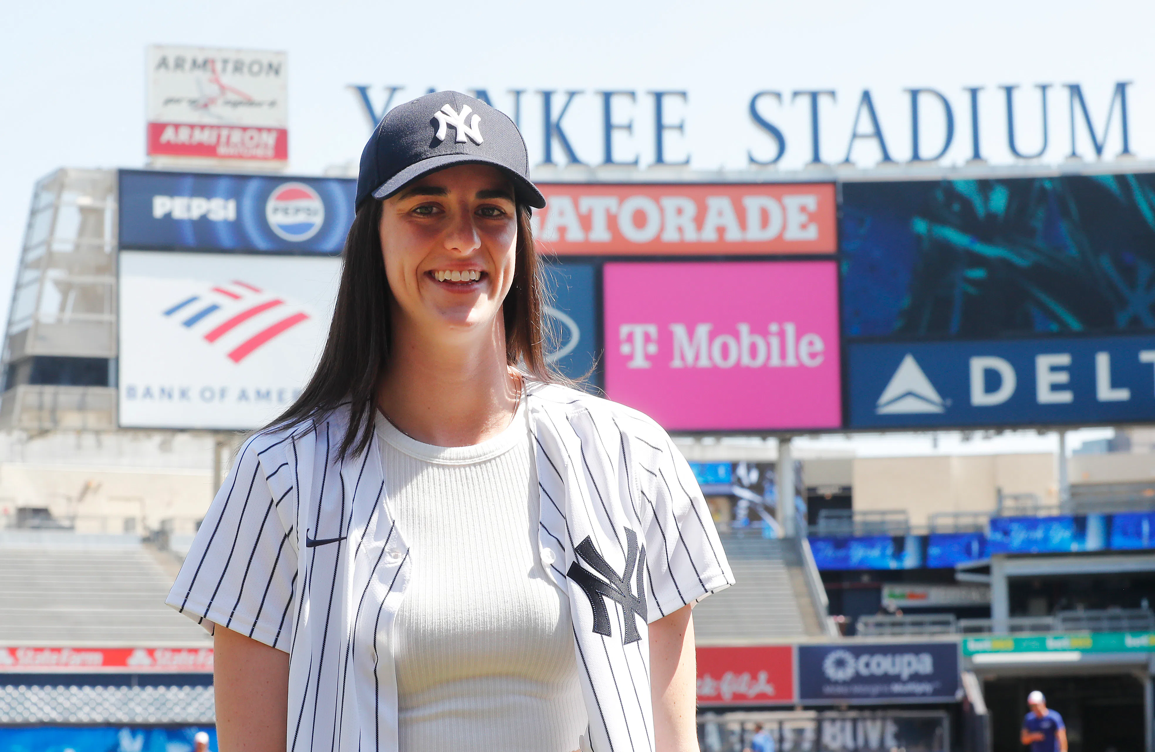 Caitlin Clark TAKES OVER The World — MLB Players Wearing Her Jersey ...