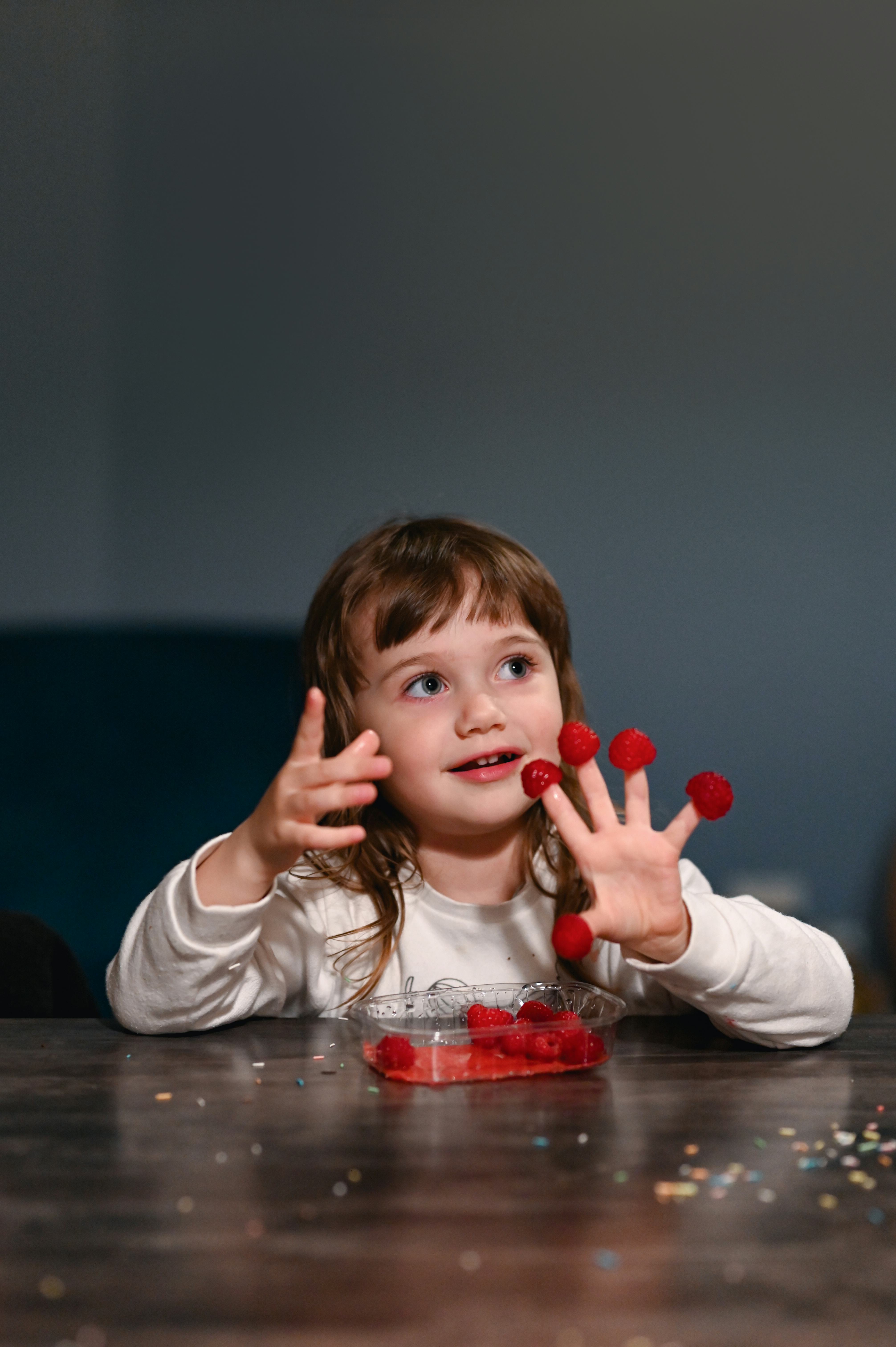 255+ Hilarious Kids' Jokes That Adults Will Find Funny Too