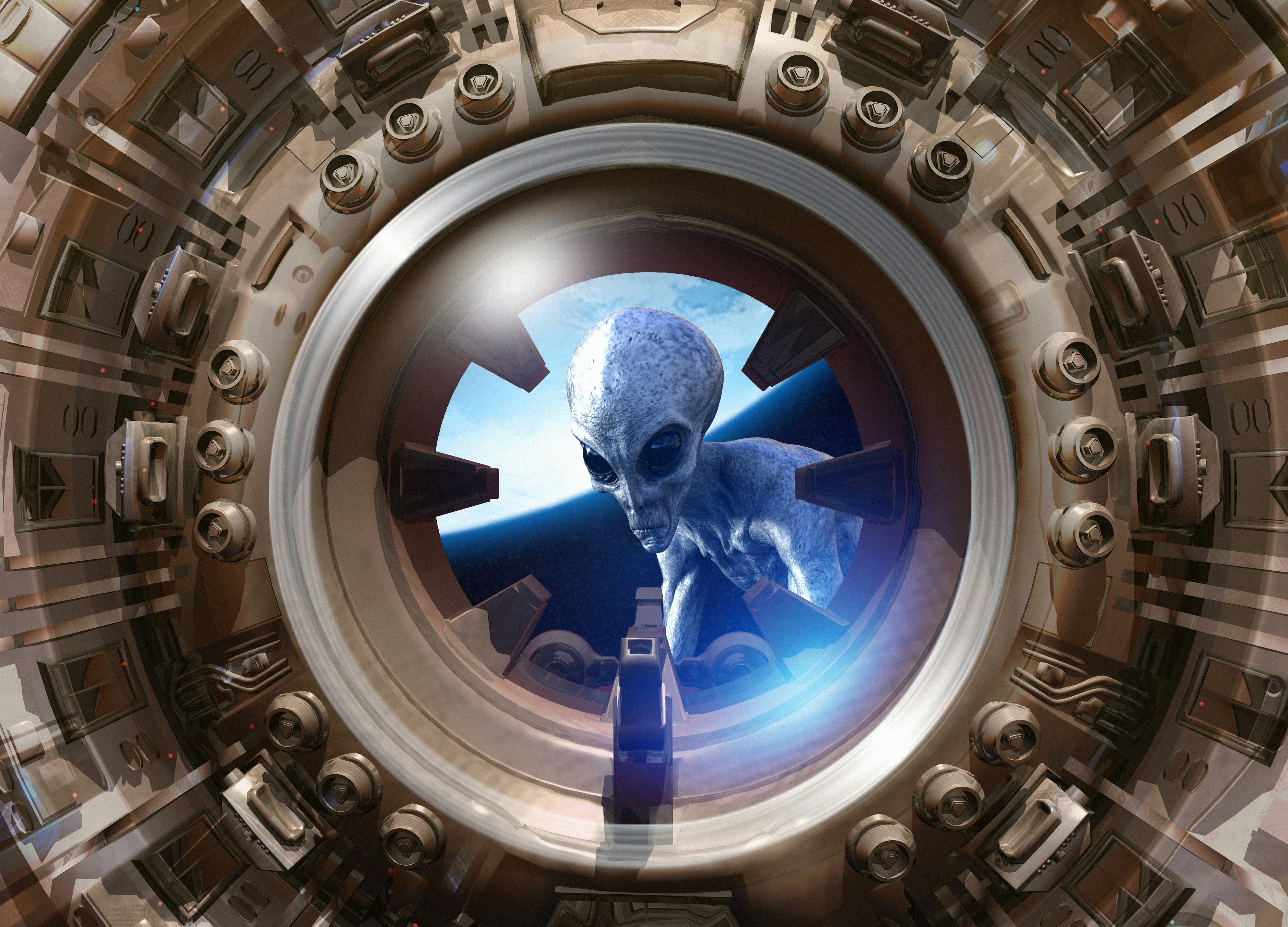 20 Years Ago, an Iconic Sci-Fi Franchise's Dumbest Sequel was Secretly ...